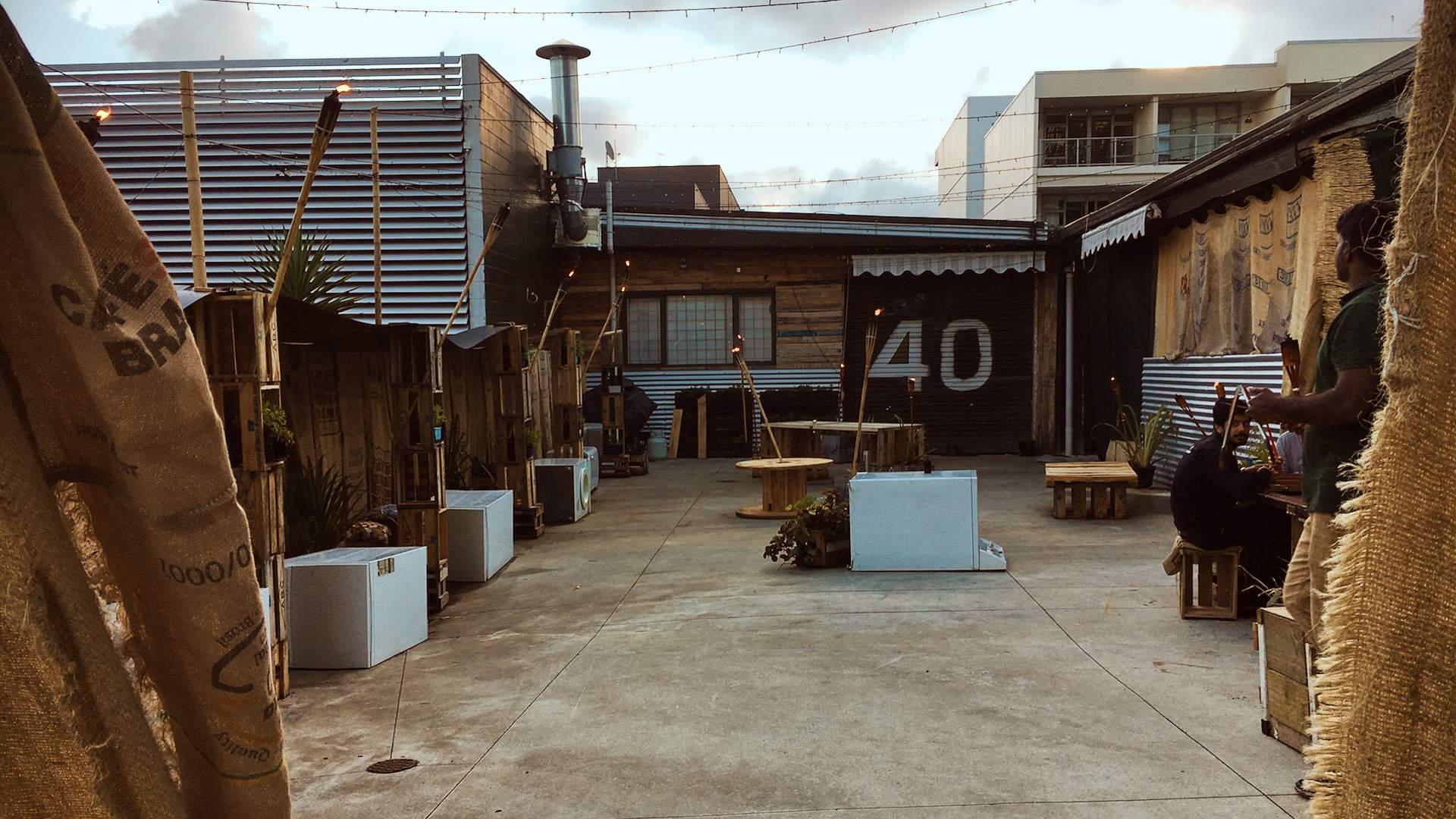 This New Rustic Pop-Up Bar Takes Inspiration From the Streets of India ...