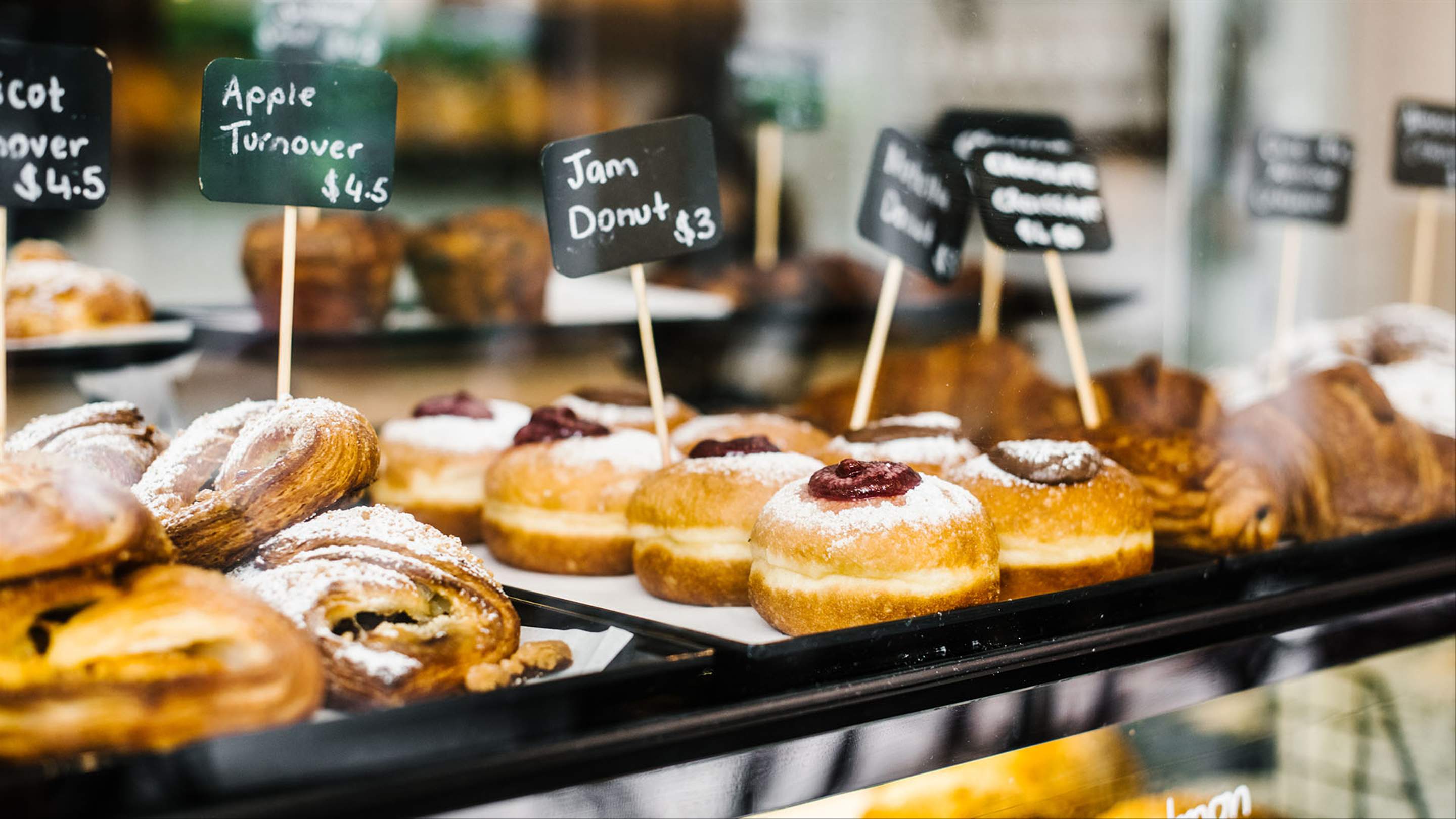 Bondi's Much-Loved Israeli Cafe Shuk Is Now Serving Up Dinner in ...