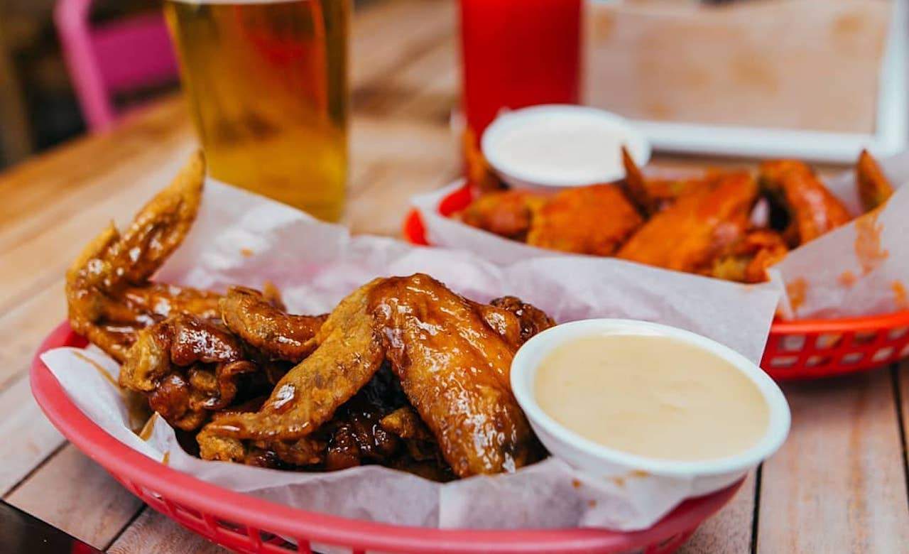 Takapuna's Annual Hot Wing Eating Champs - Concrete Playground