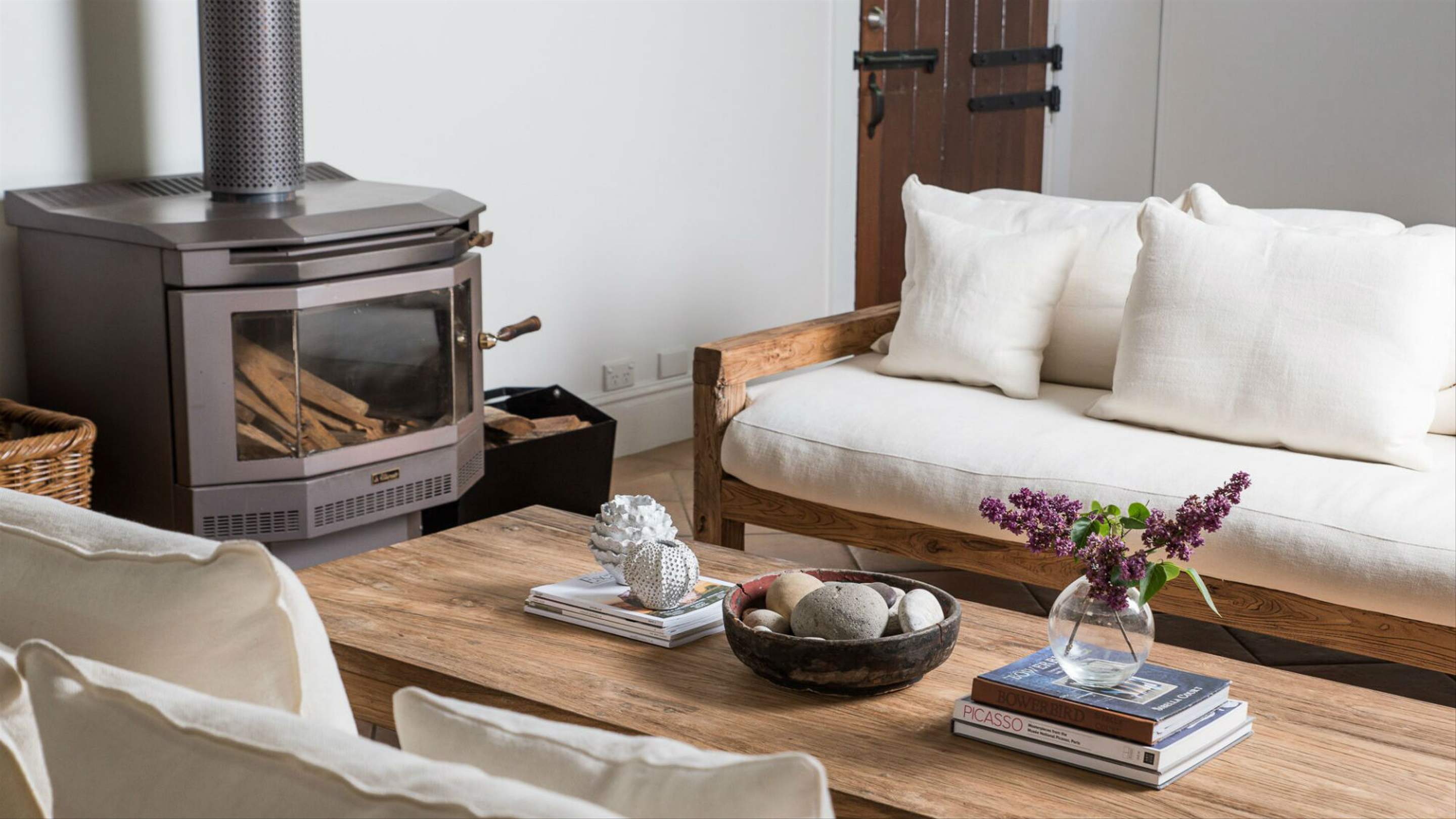 Mona Farm Is NSW's New Farm Stay, Nature Retreat and Sculpture Park ...