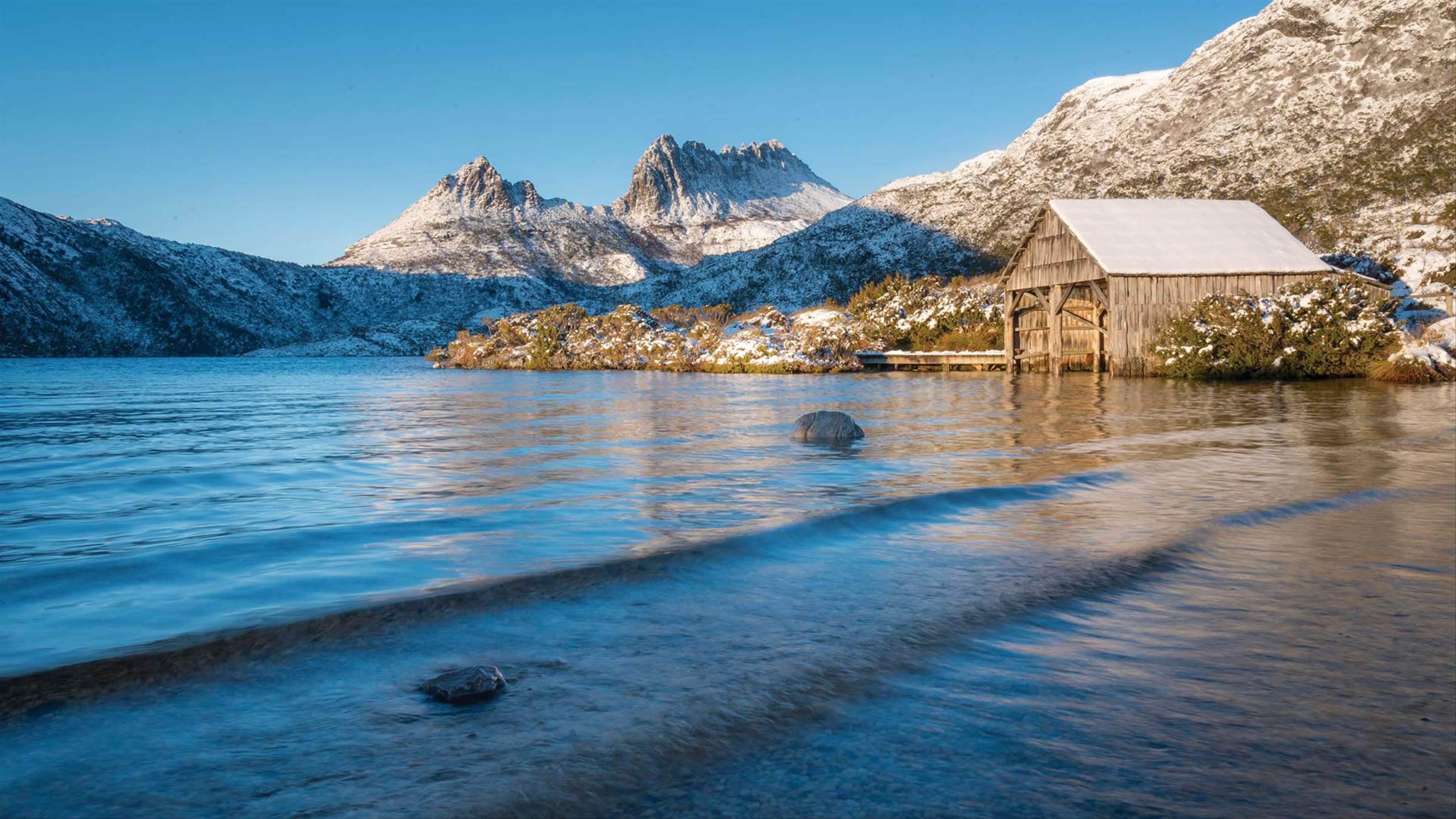 Five Breathtaking Tasmanian Hikes to Discover This Winter - Concrete ...