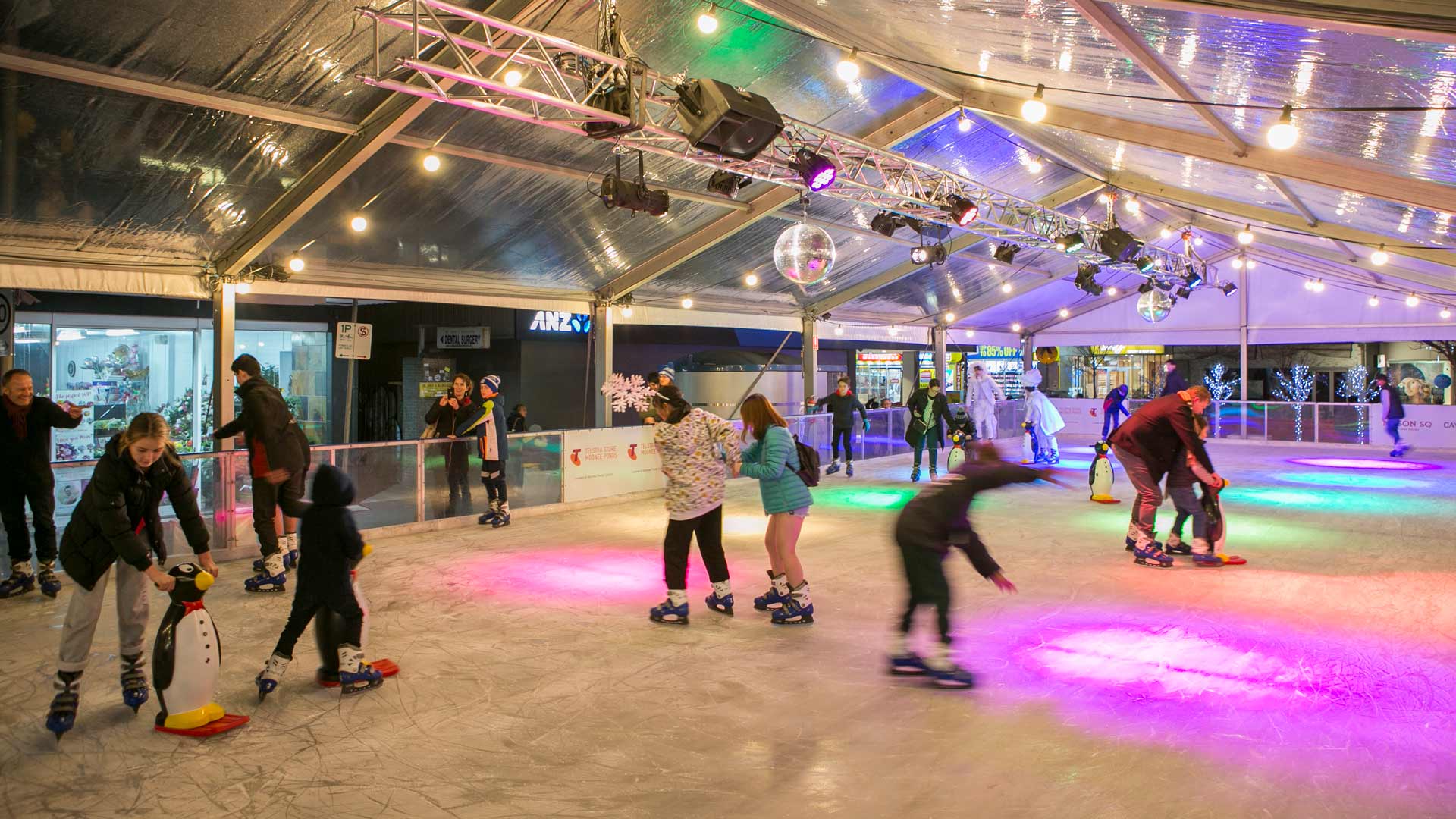 Melbourne's Best Ice Rinks (and Slides) to Spin and Skate Around This ...
