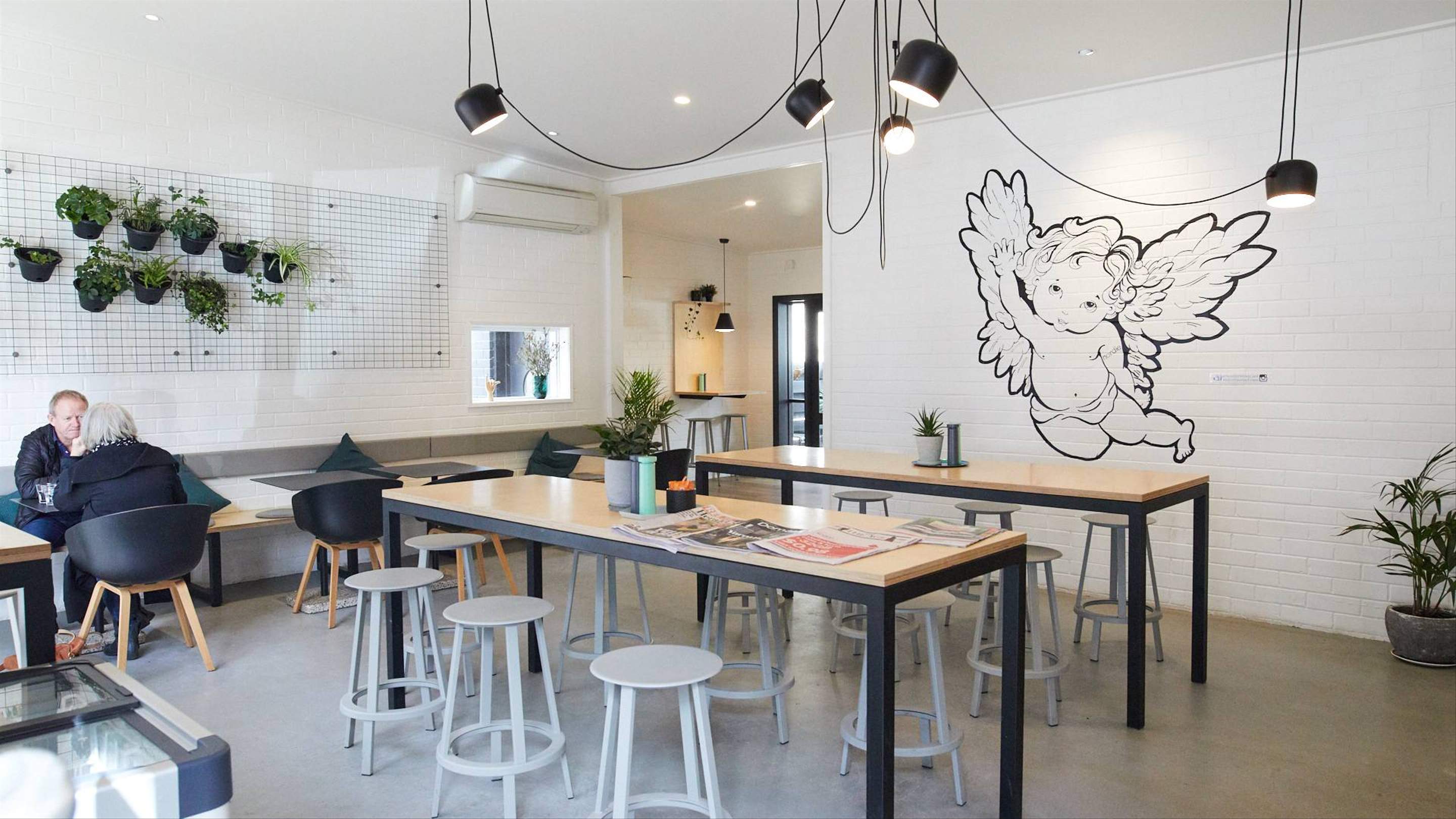 Nordie Cafe, Red Hill Review