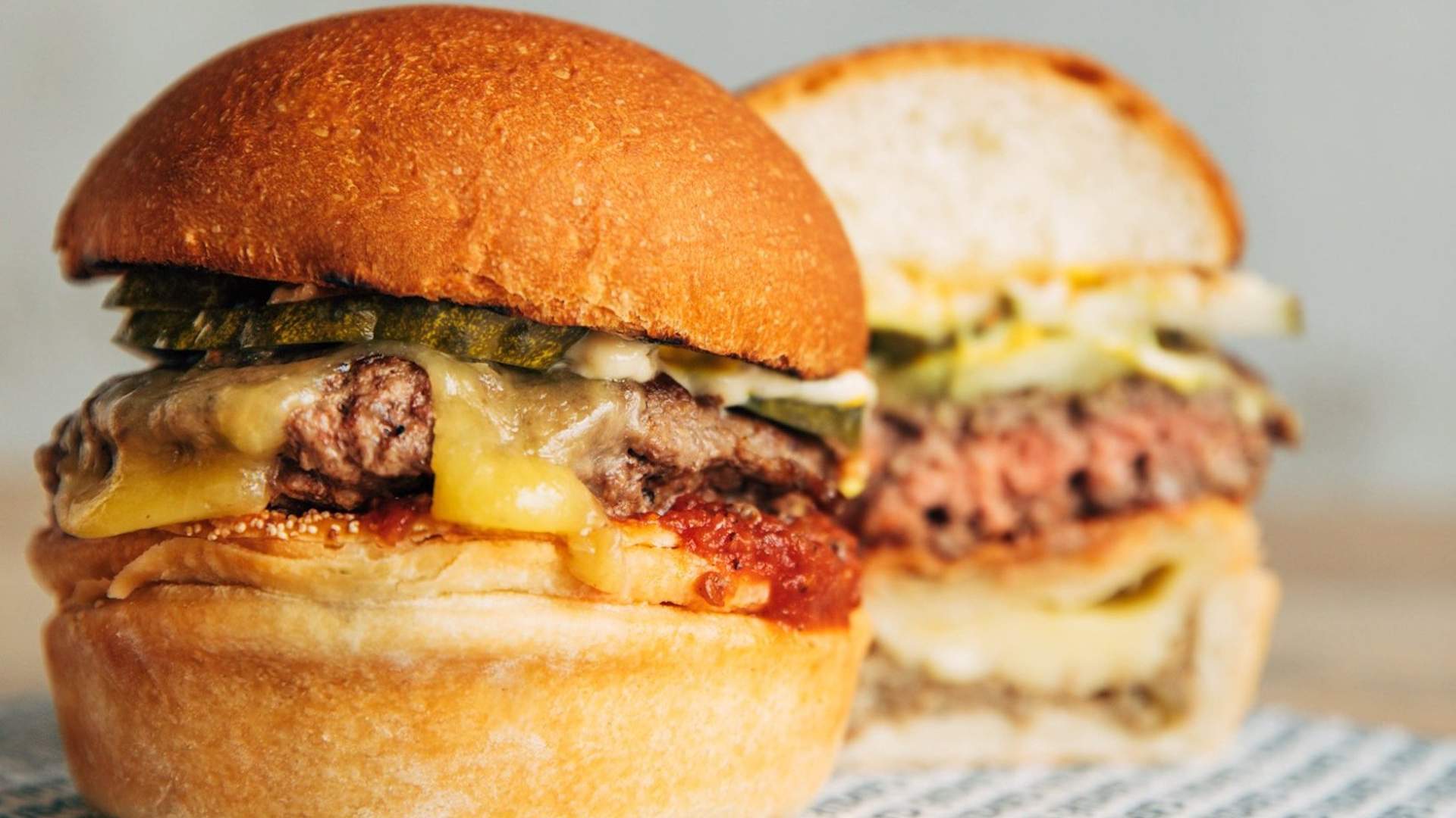 This Auckland Eatery Is Serving Up a Pie-Burger Frankencreation ...