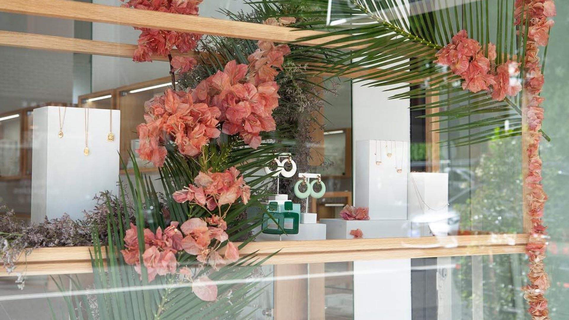 Lily & Mitchell - Concrete Playground