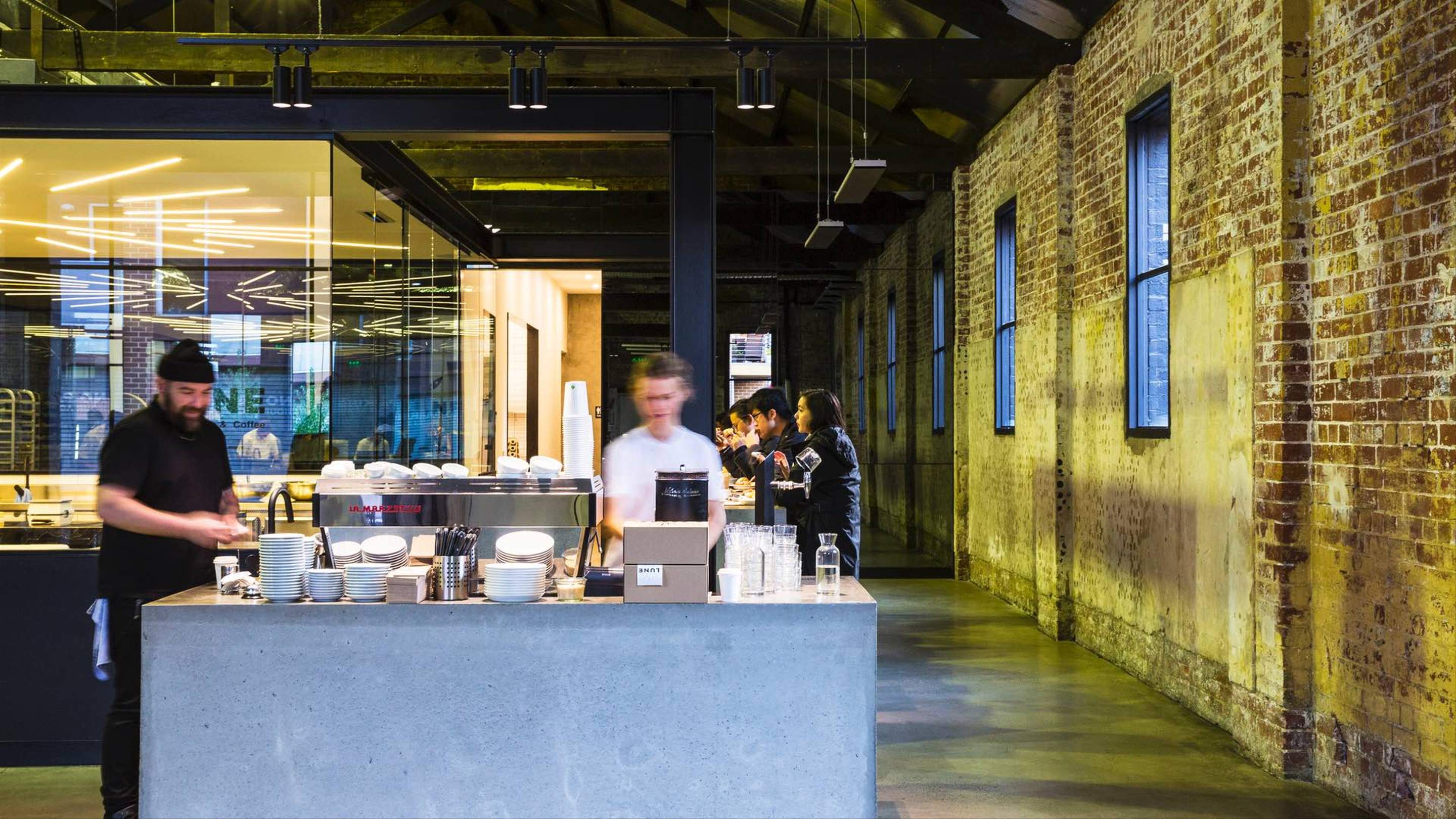 Lune Croissanterie, Fitzroy Review