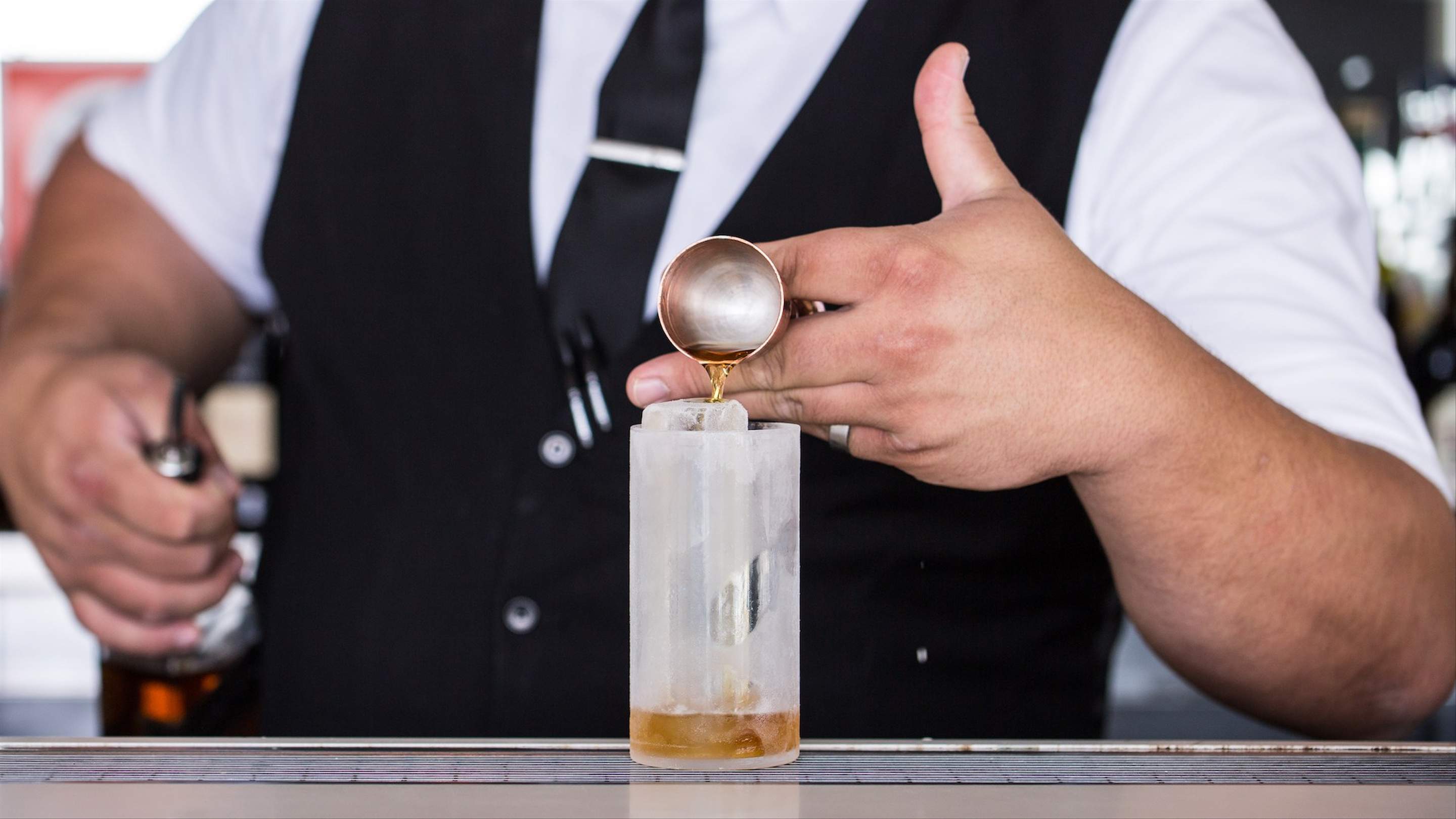 Everything You Need to Know About the Classic Highball Cocktail ...