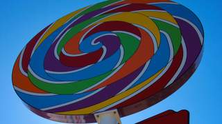 The Big Lollipop Is Australia's Latest Oversized Tourist Attraction ...