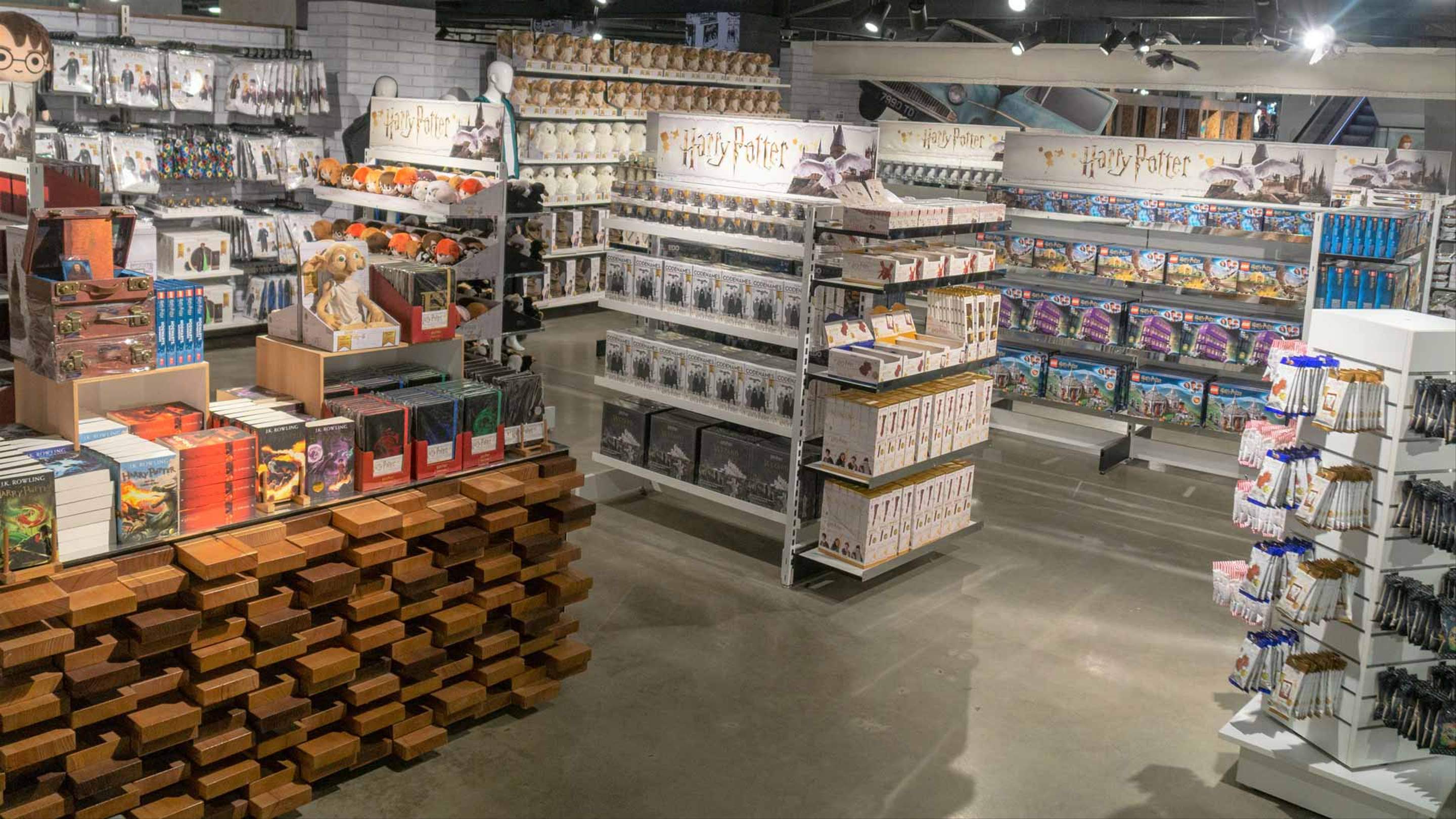 Australia's Biggest Harry Potter Store Has Opened in Melbourne ...