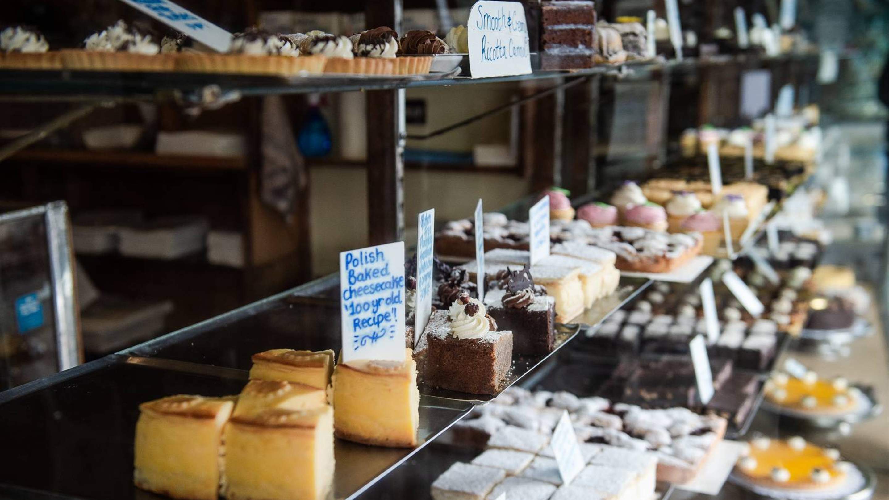 Monarch Cakes, St Kilda Review