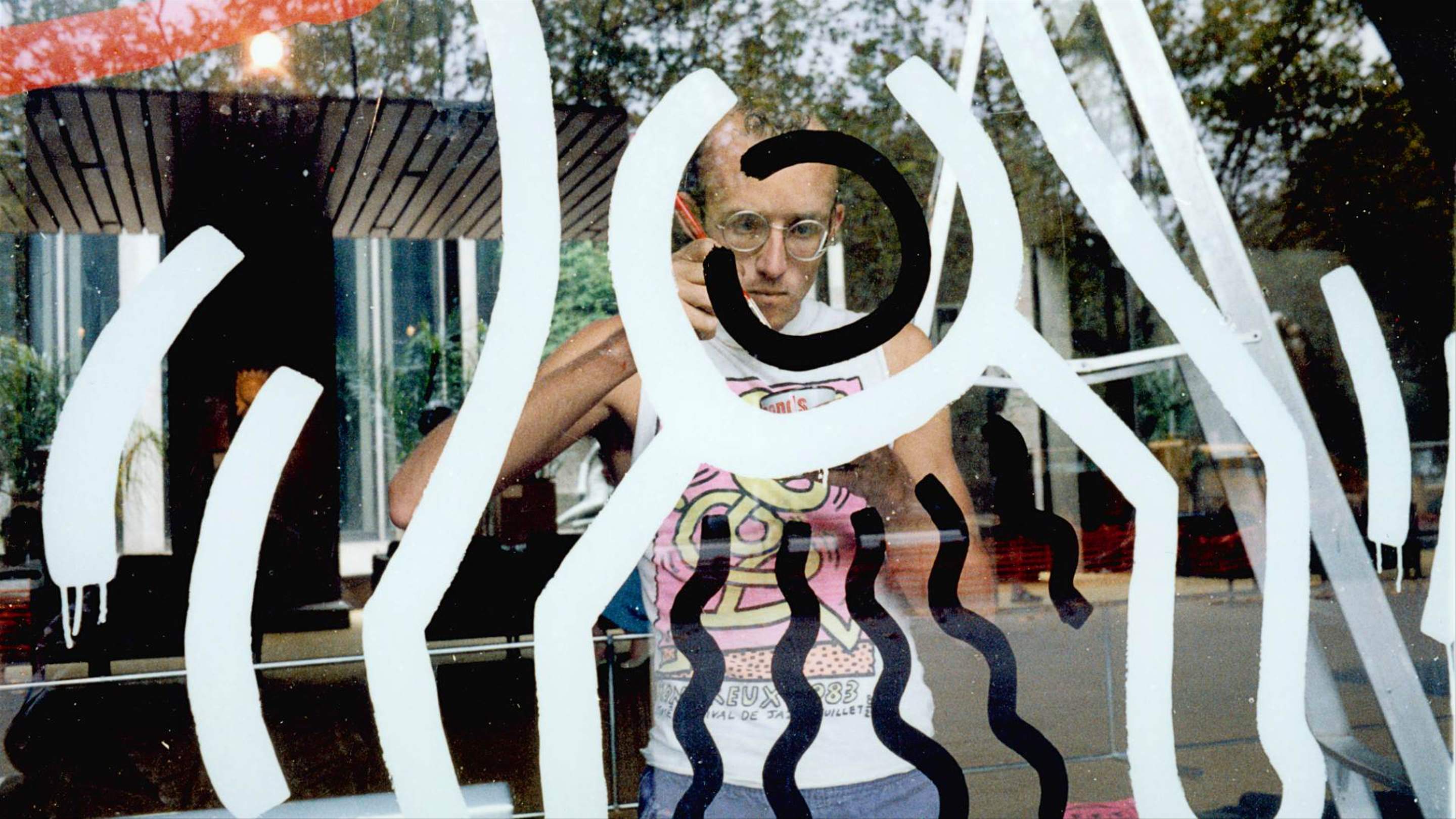 The NGV Is Bringing Back Keith Haring's Famed 1984 Water Wall Mural ...