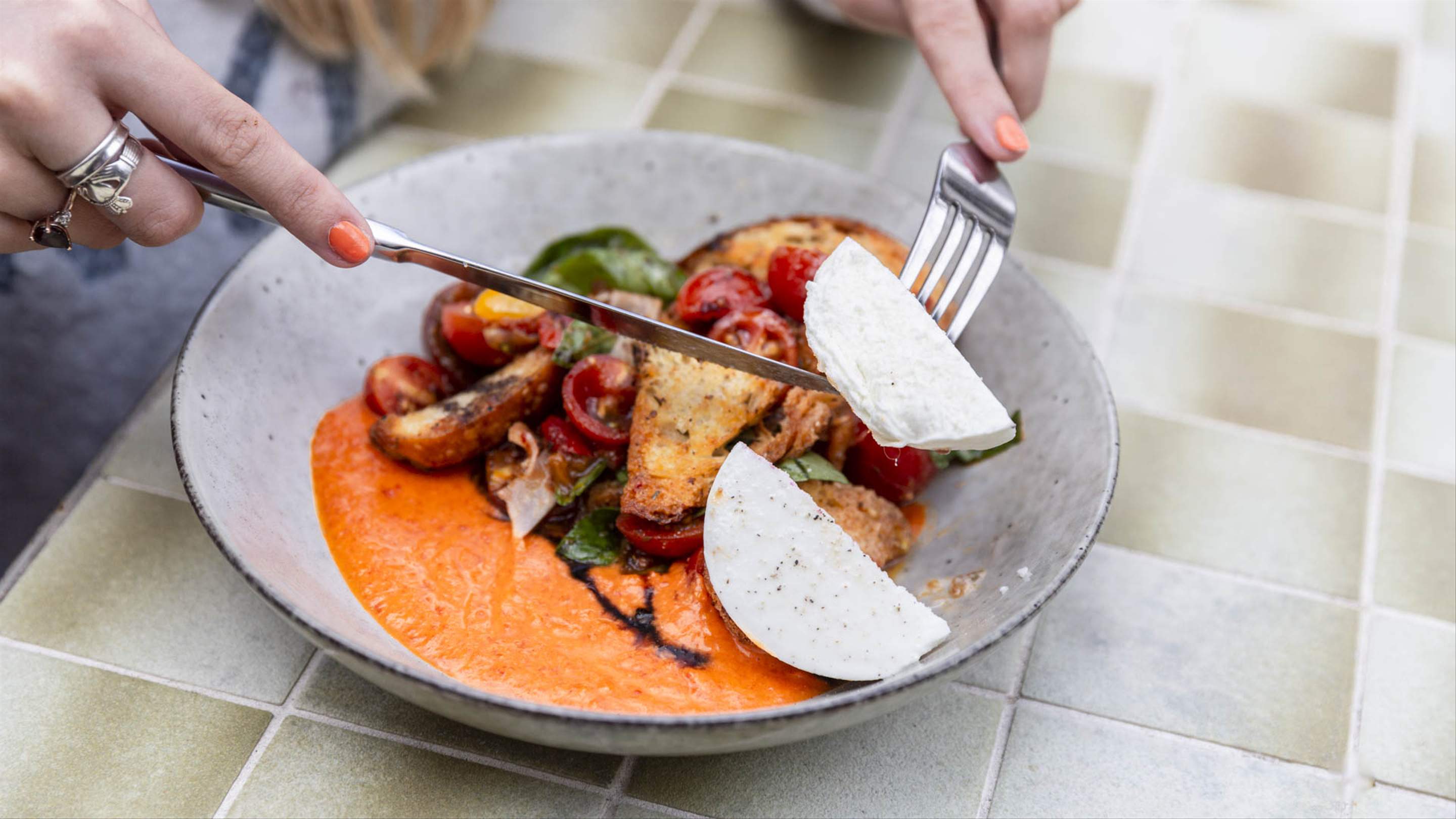 Joe Frank Is Melbourne's New Family-Run Cafe with Homemade Crumpets and ...