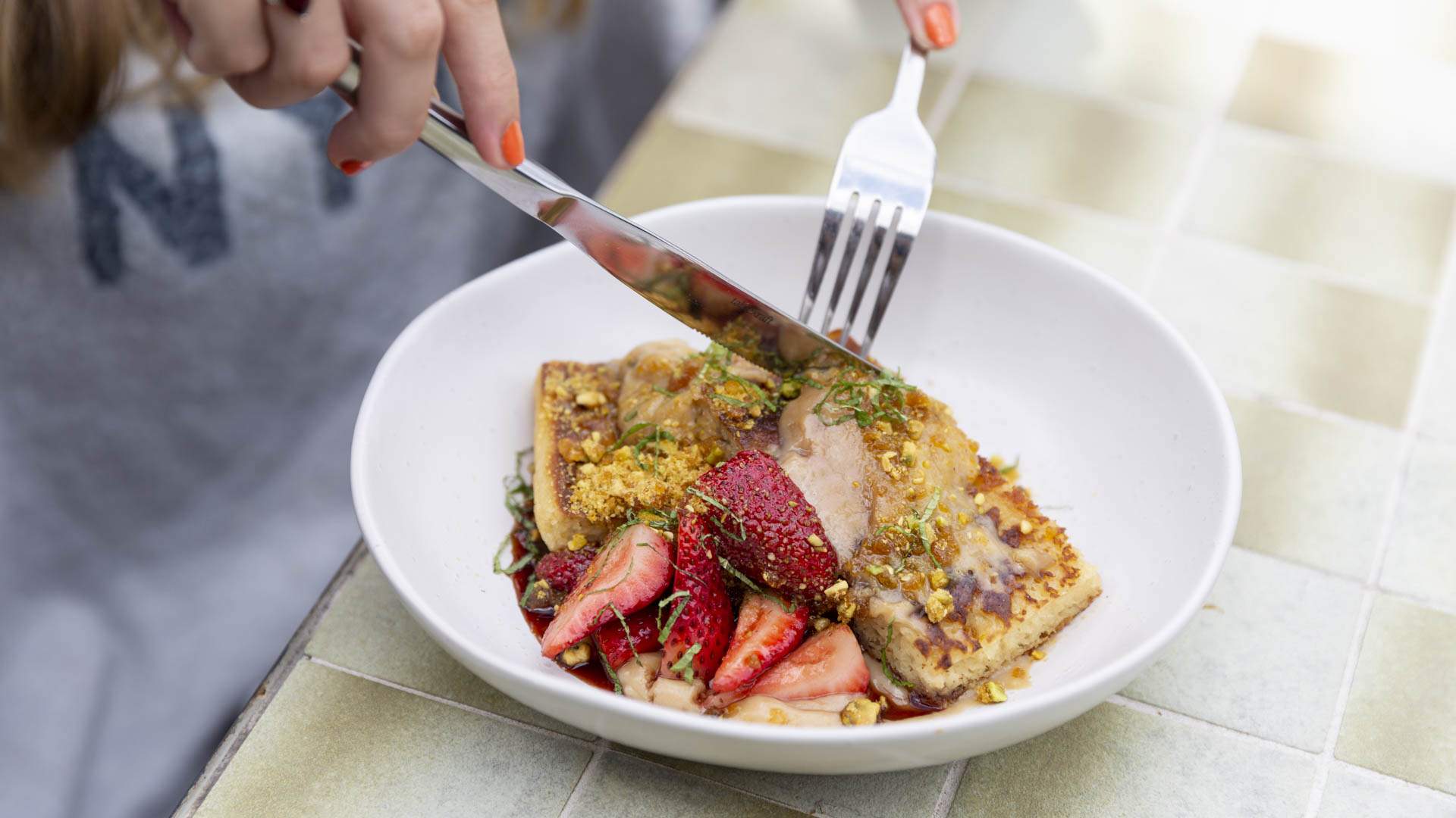 Joe Frank Is Melbourne's New Family-Run Cafe with Homemade Crumpets and ...
