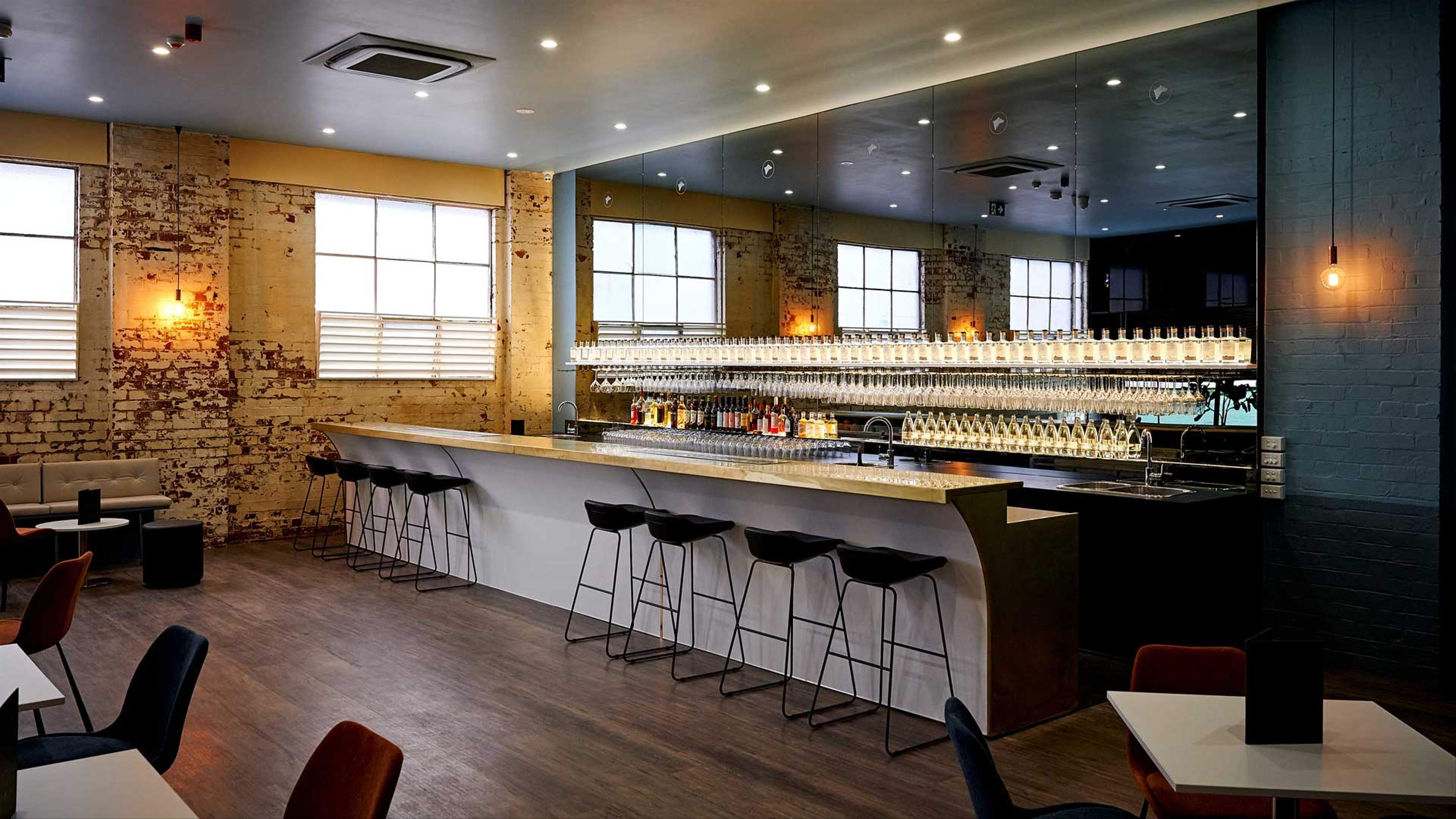 Patient Wolf Distilling Co, Southbank Review