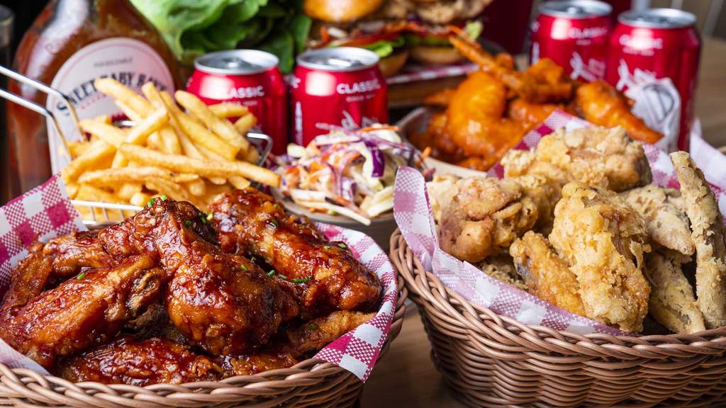 Chook Wings and Beer Is Brisbane's New All-You-Can-Eat Chicken Joint ...