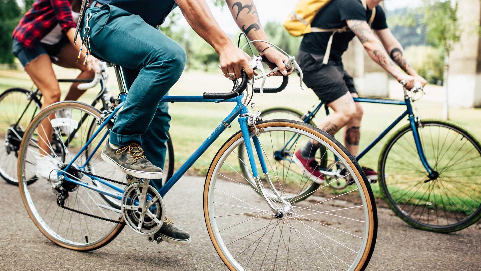 Two Wheels Good, Wellington