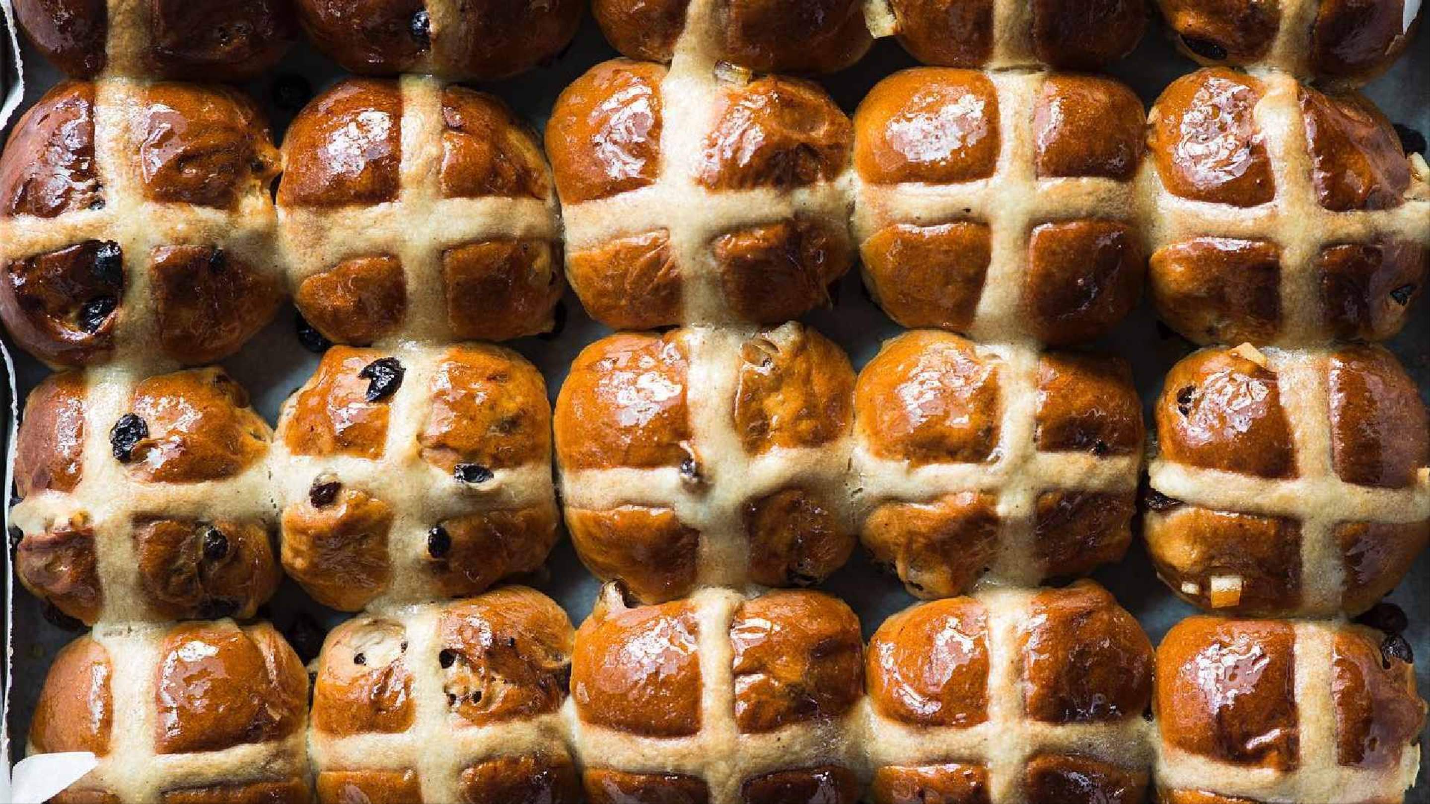 The Seven Best Hot Cross Buns You Can Get Delivered Across Sydney ...
