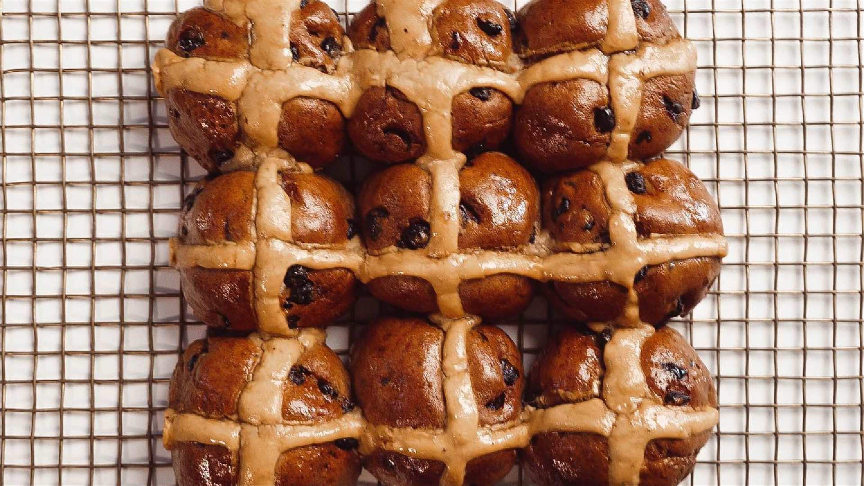 The Five Best Hot Cross Buns You Can Get Delivered Across Brisbane ...
