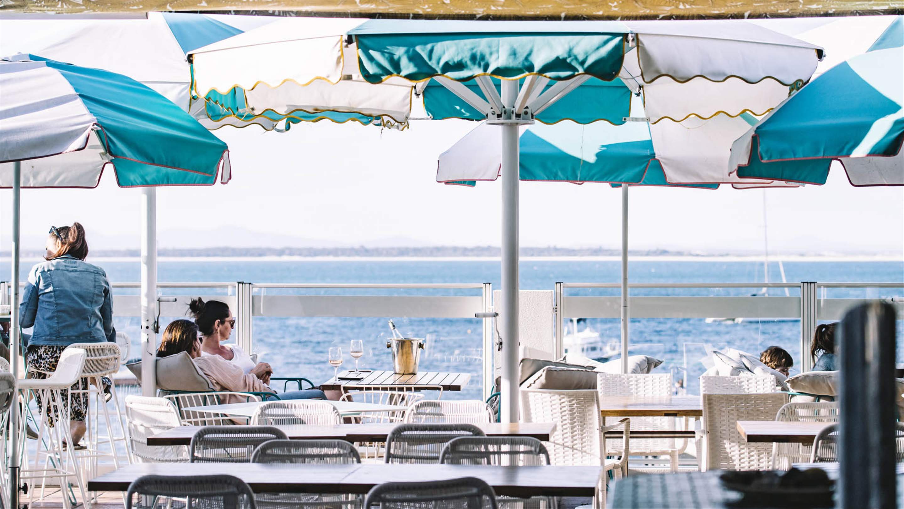Ten Places to Eat and Drink Around Port Stephens on Your Next Romantic ...