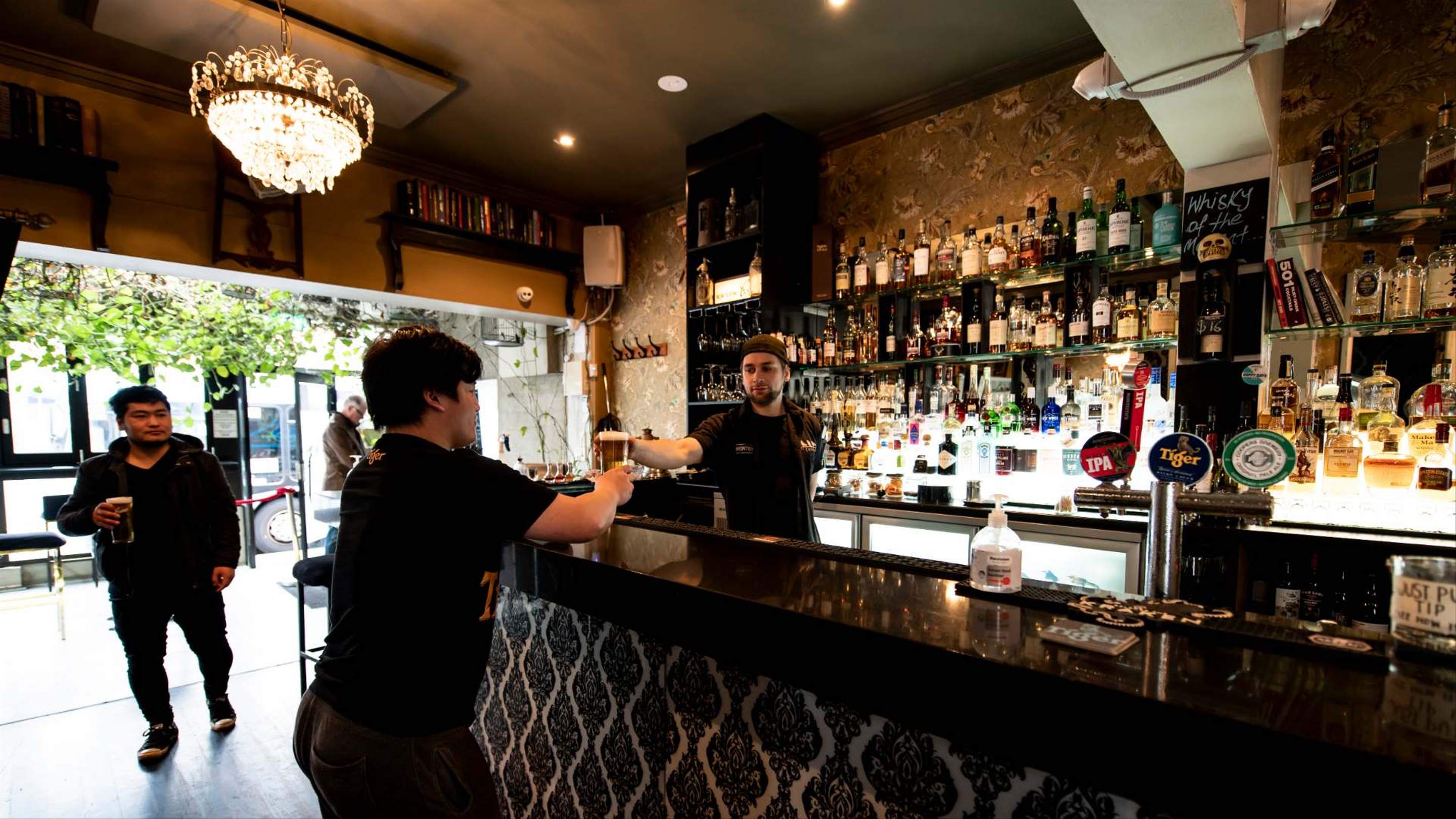 The Crow Bar, Crows Nest Review