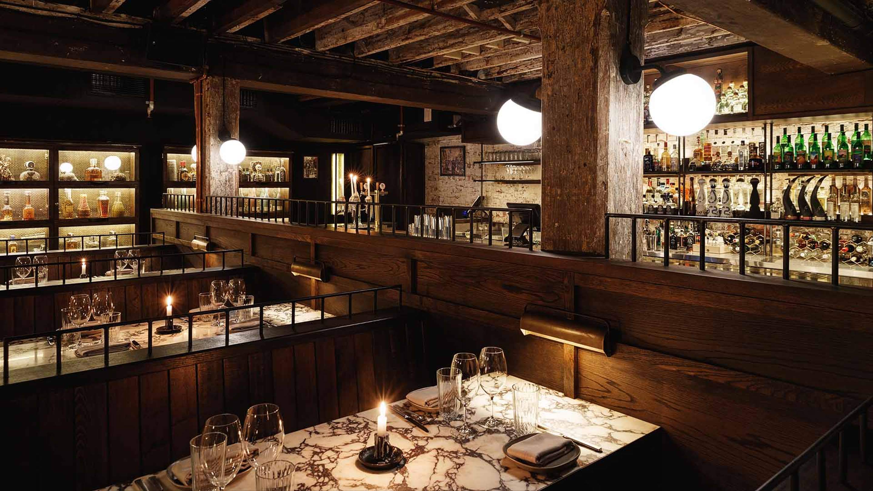 Esteban, Sydney Review