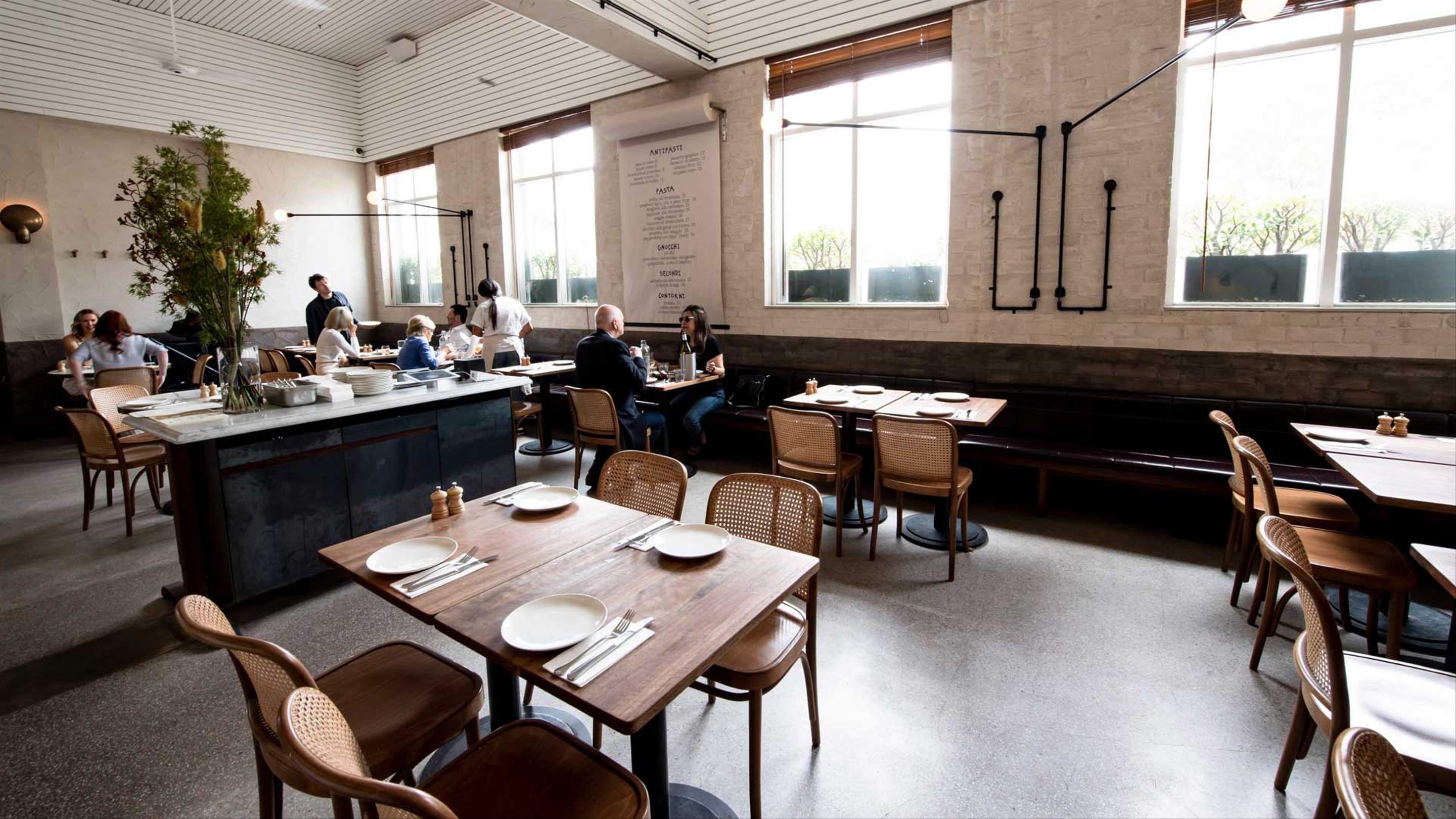 Il Baretto, Paddington Review