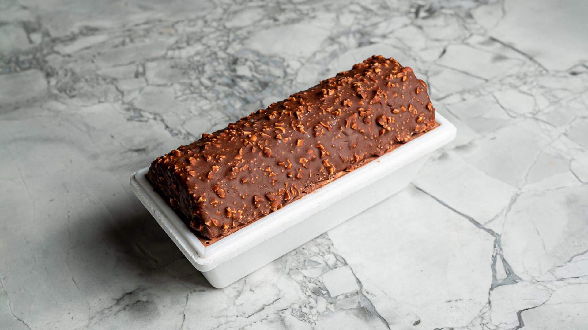 Messina's New Gelato Tub Flavour Is Basically a Giant Scoopable Ferrero ...