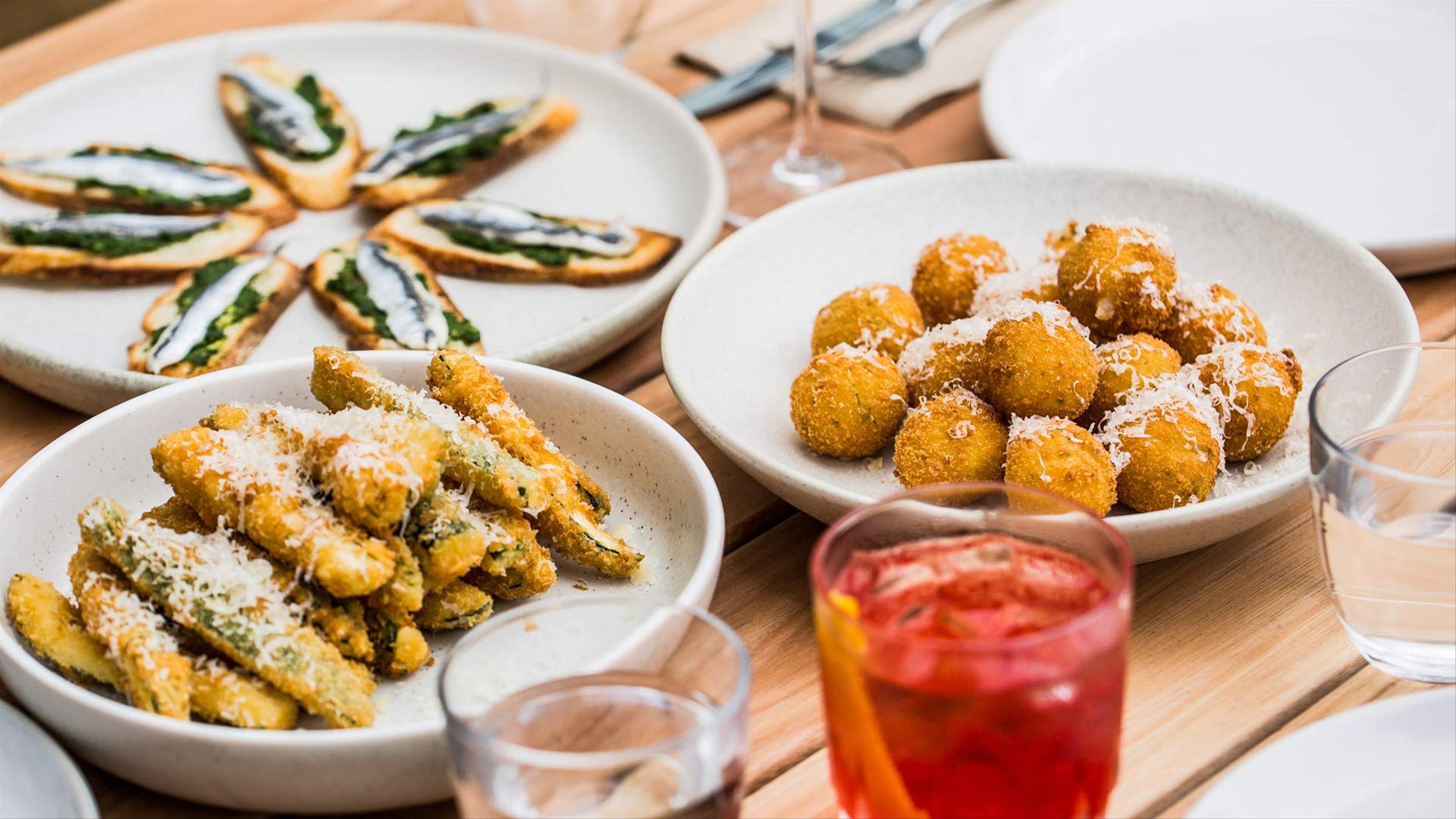 Acre Artarmon, Artarmon Review