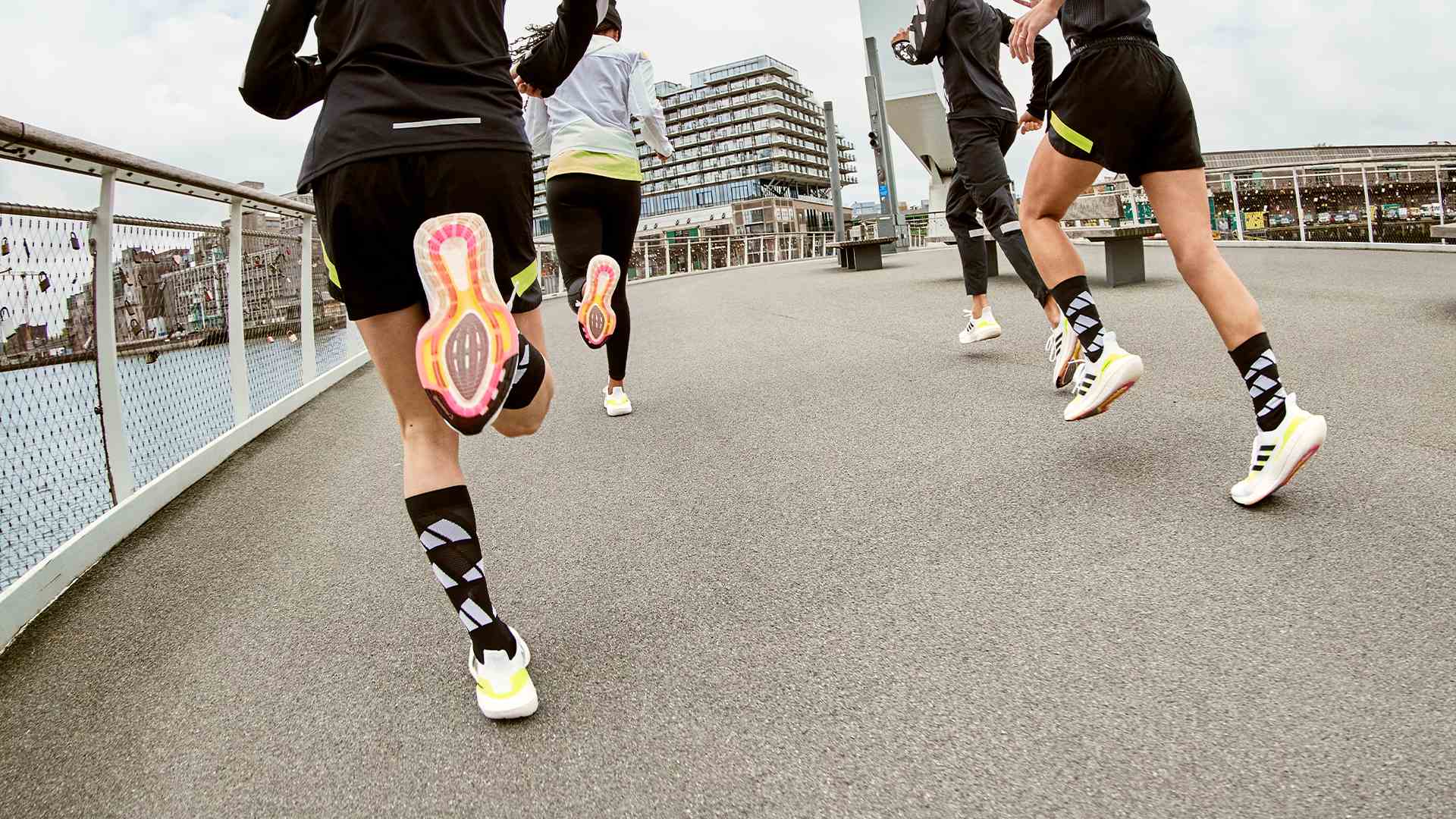 Essential Activewear to Stock Up On If You're a Night Runner - Concrete ...