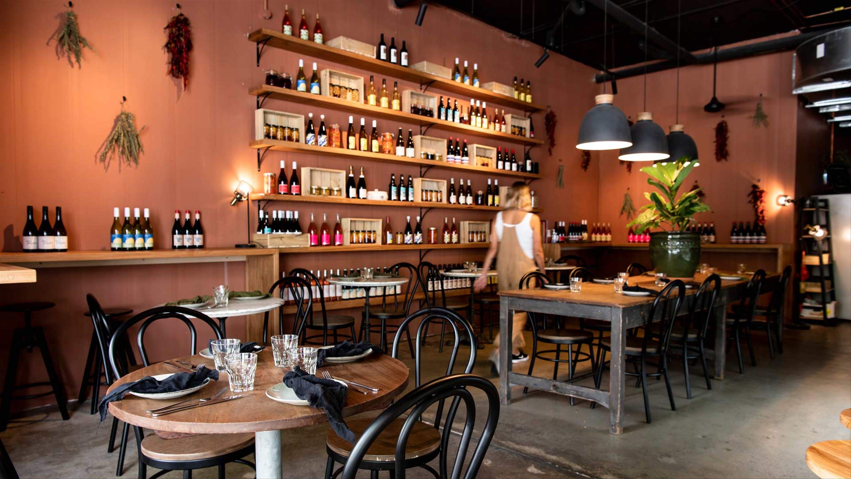 Pistou, Newtown Review