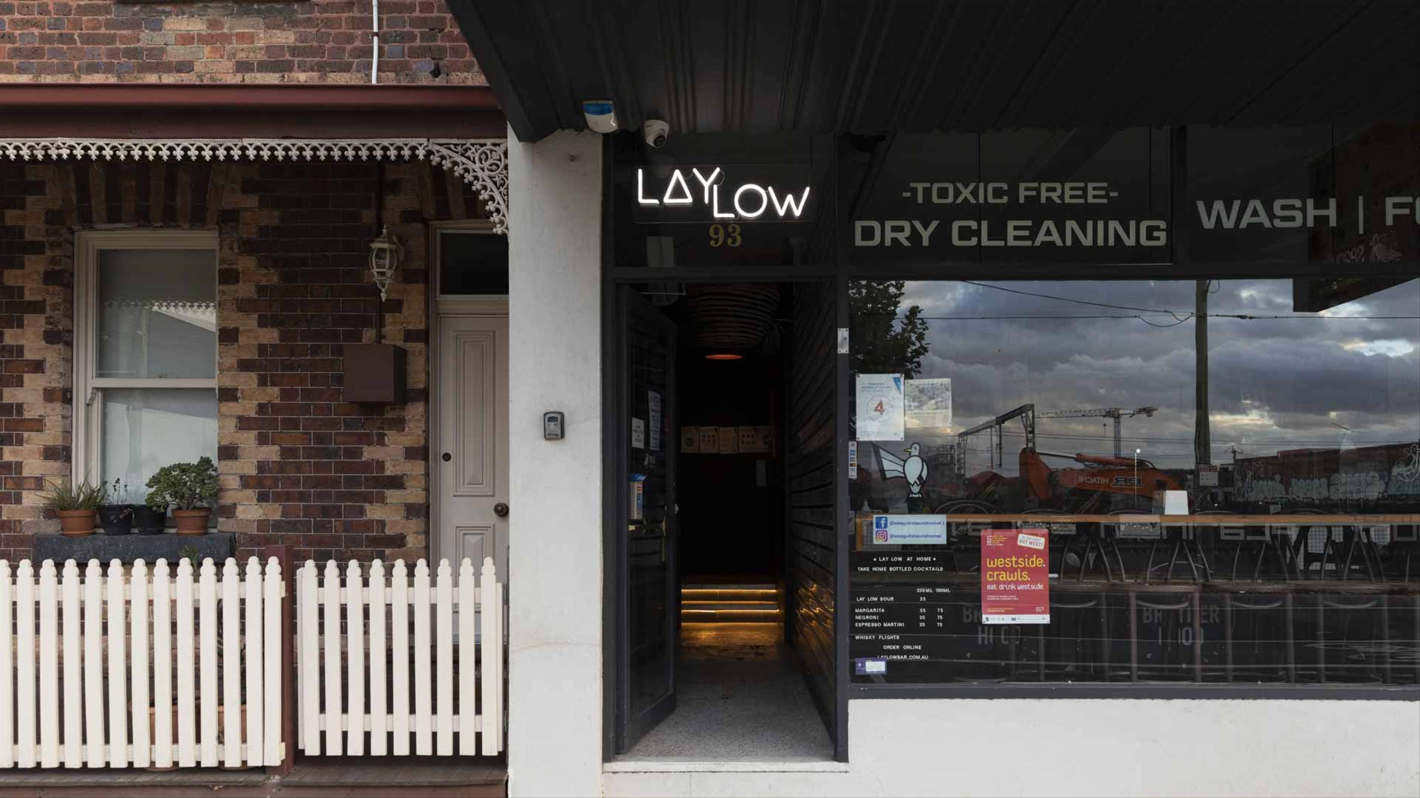 Lay Low, Seddon Review