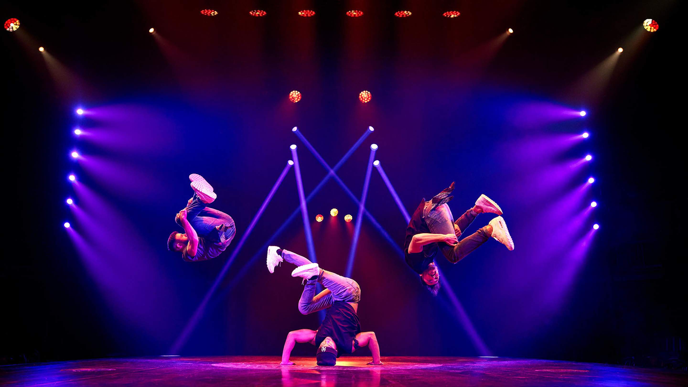 The 'Magic Mike Live' Stage Show Is Coming to Brisbane This Year So You ...