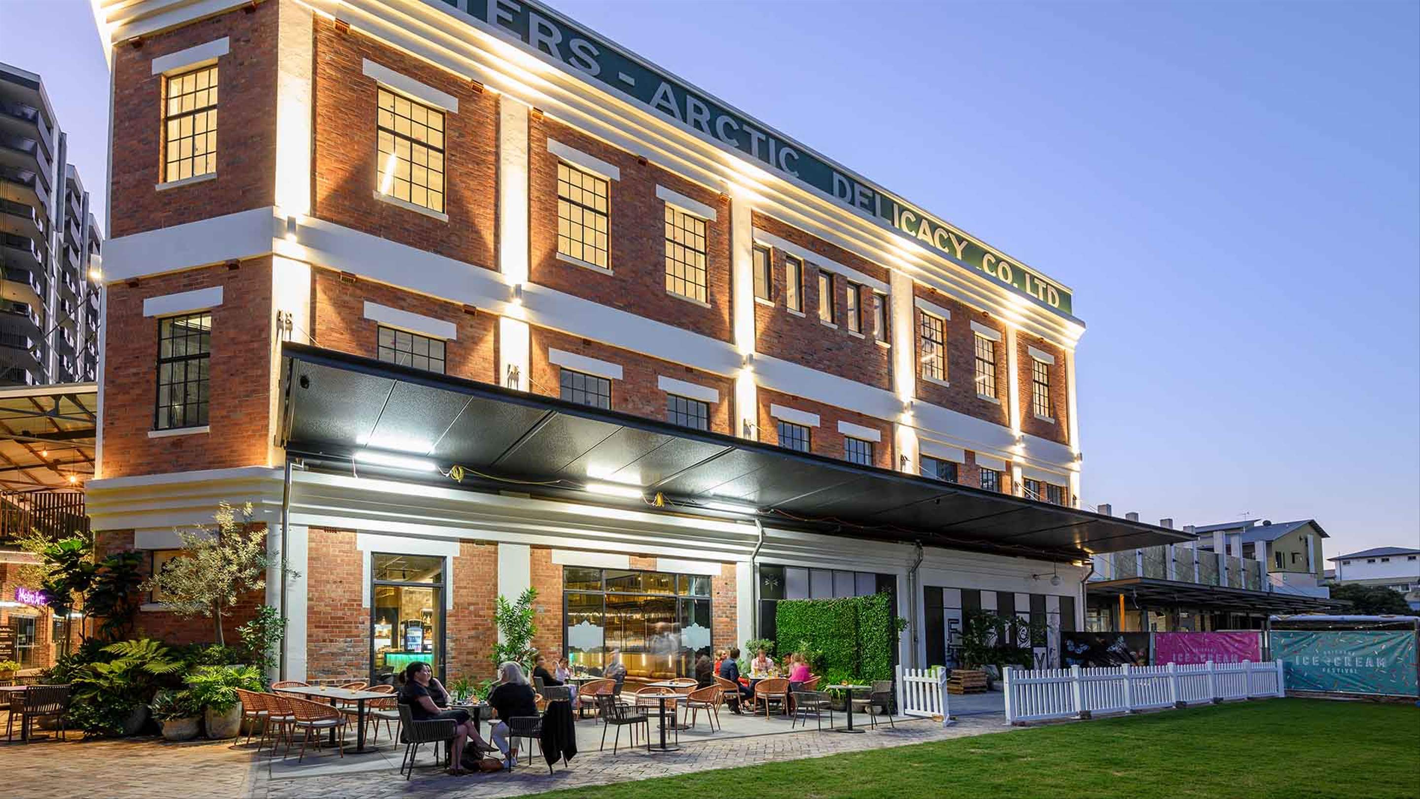 Beirut Bazaar, West End Review