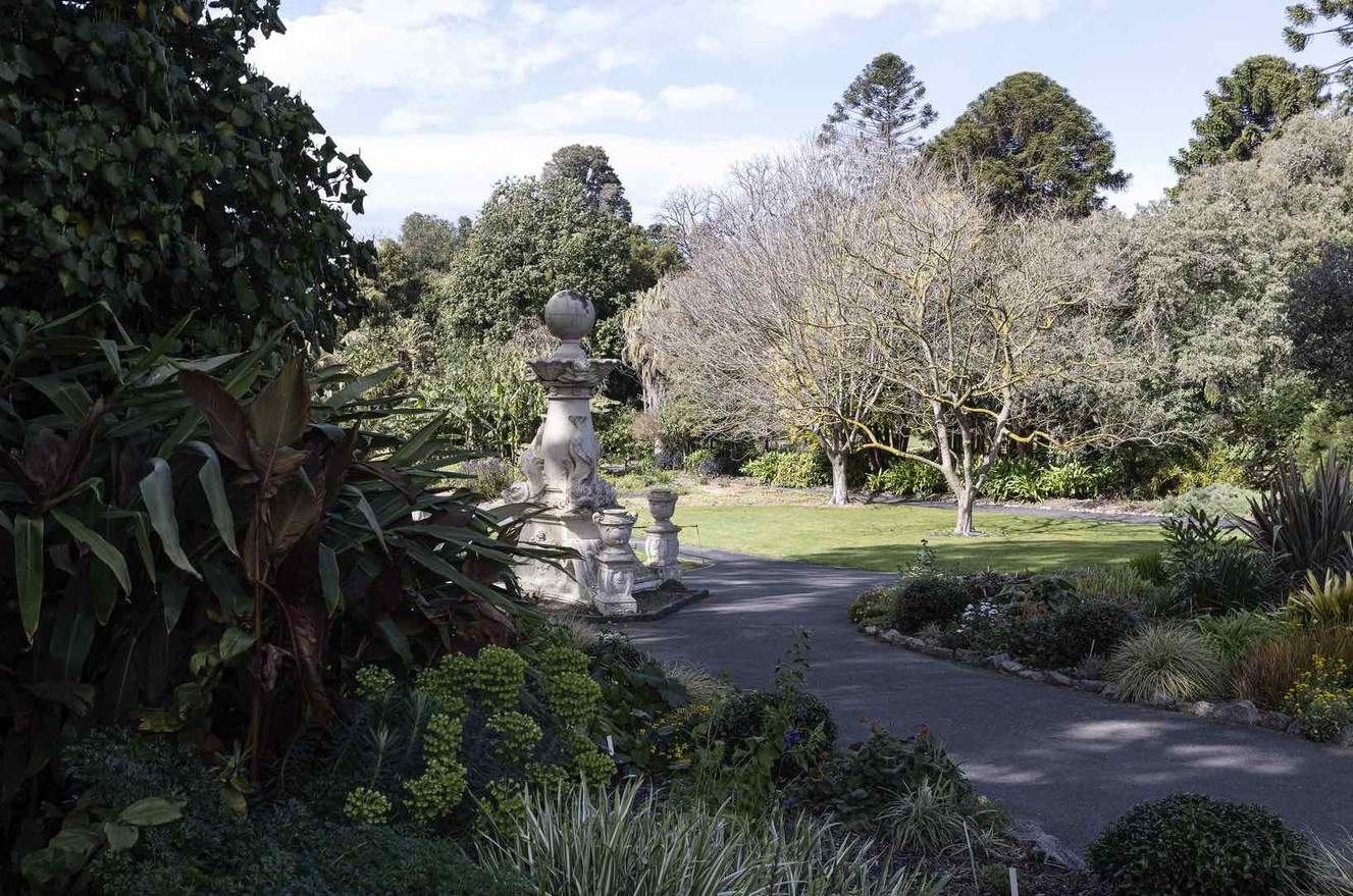 Geelong Botanic Gardens - Concrete Playground