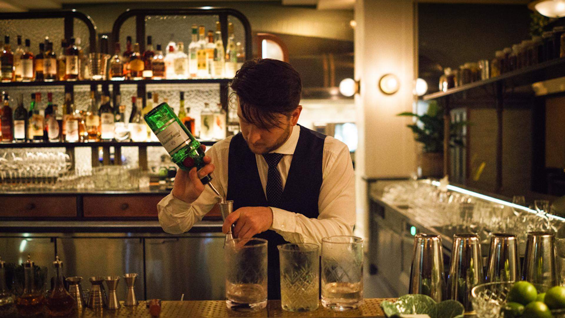 Gimlet at Cavendish House x Icebergs Bar - Concrete Playground