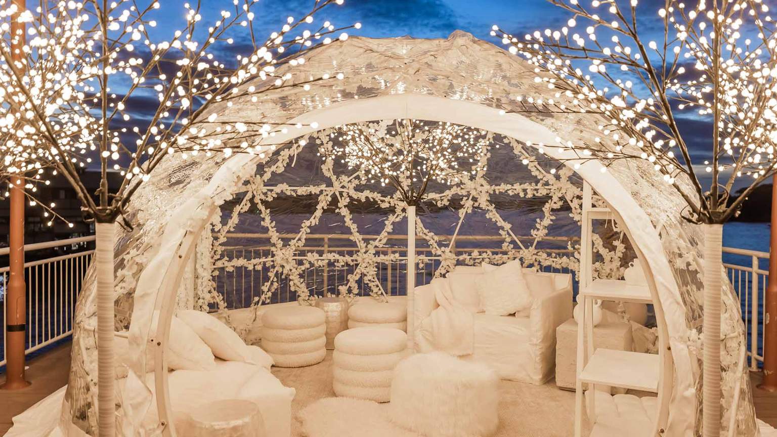 Igloos on the Pier 2021 - Concrete Playground