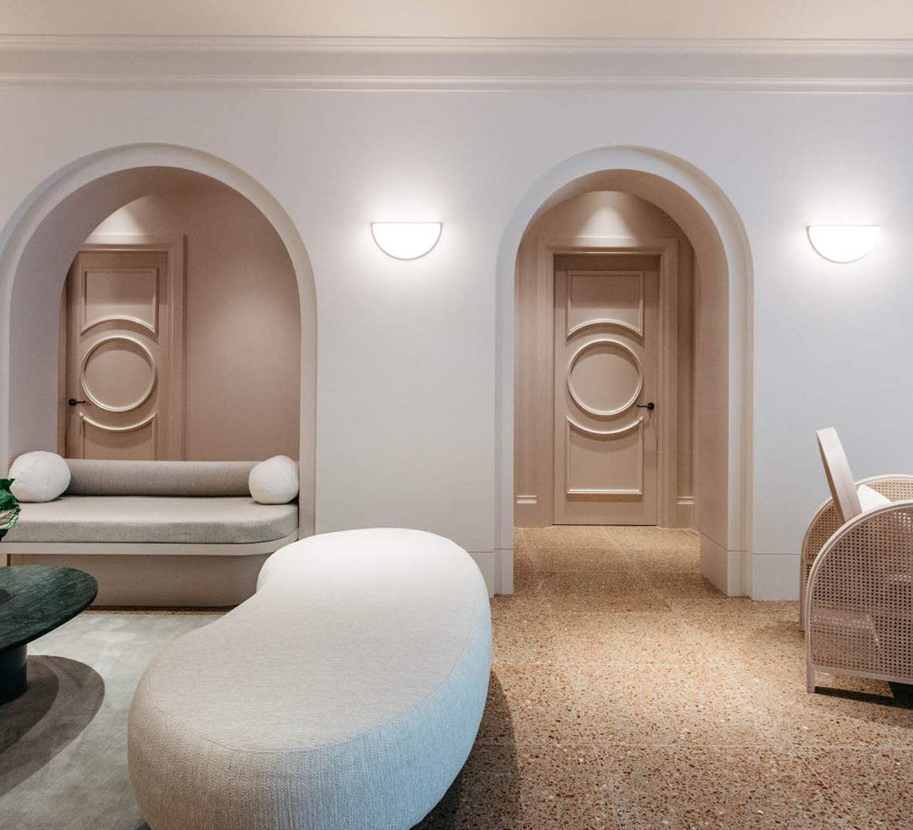 Kristin Fisher Eyebrows - Concrete Playground