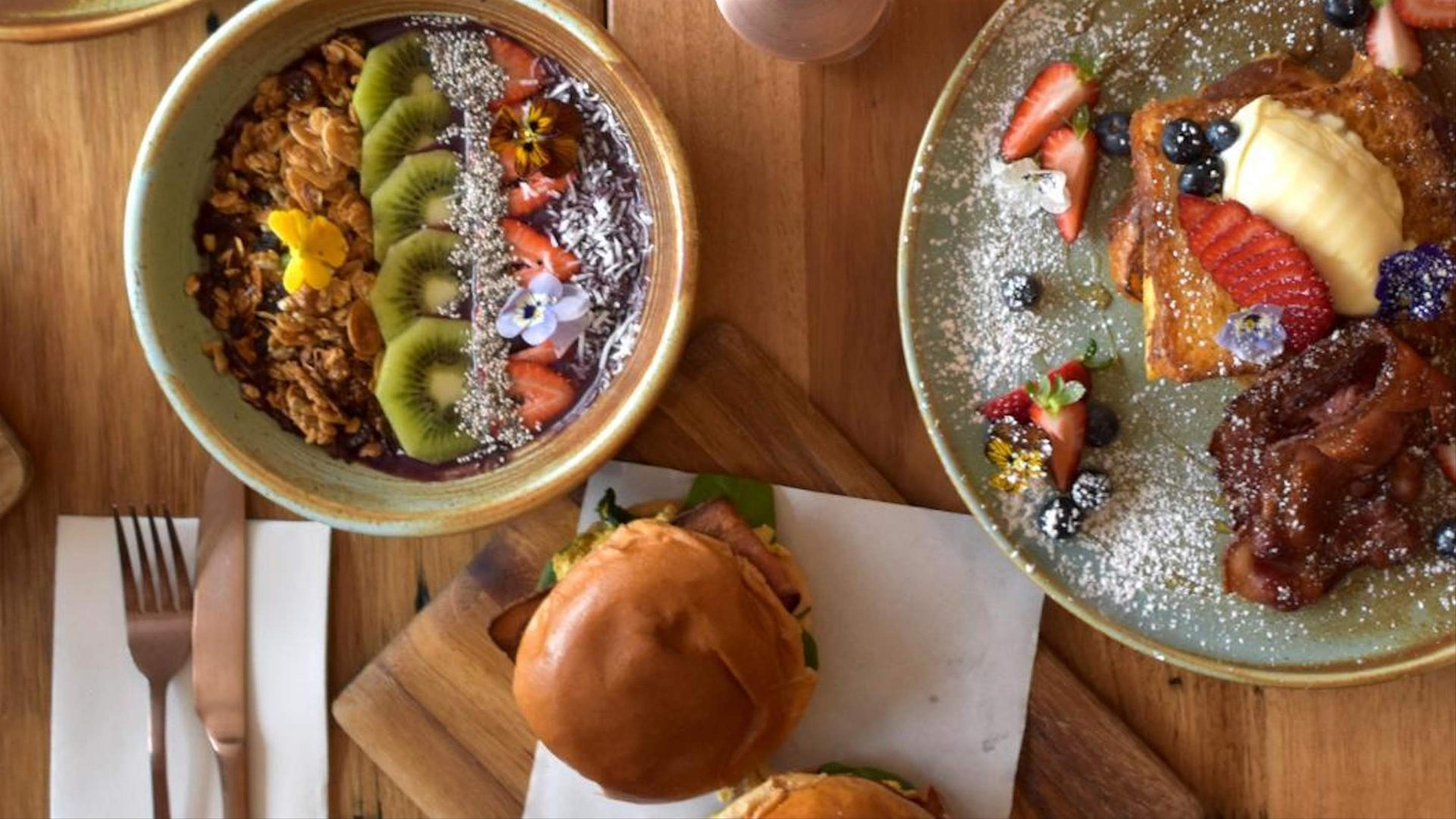 The Old Garage, Camberwell Review