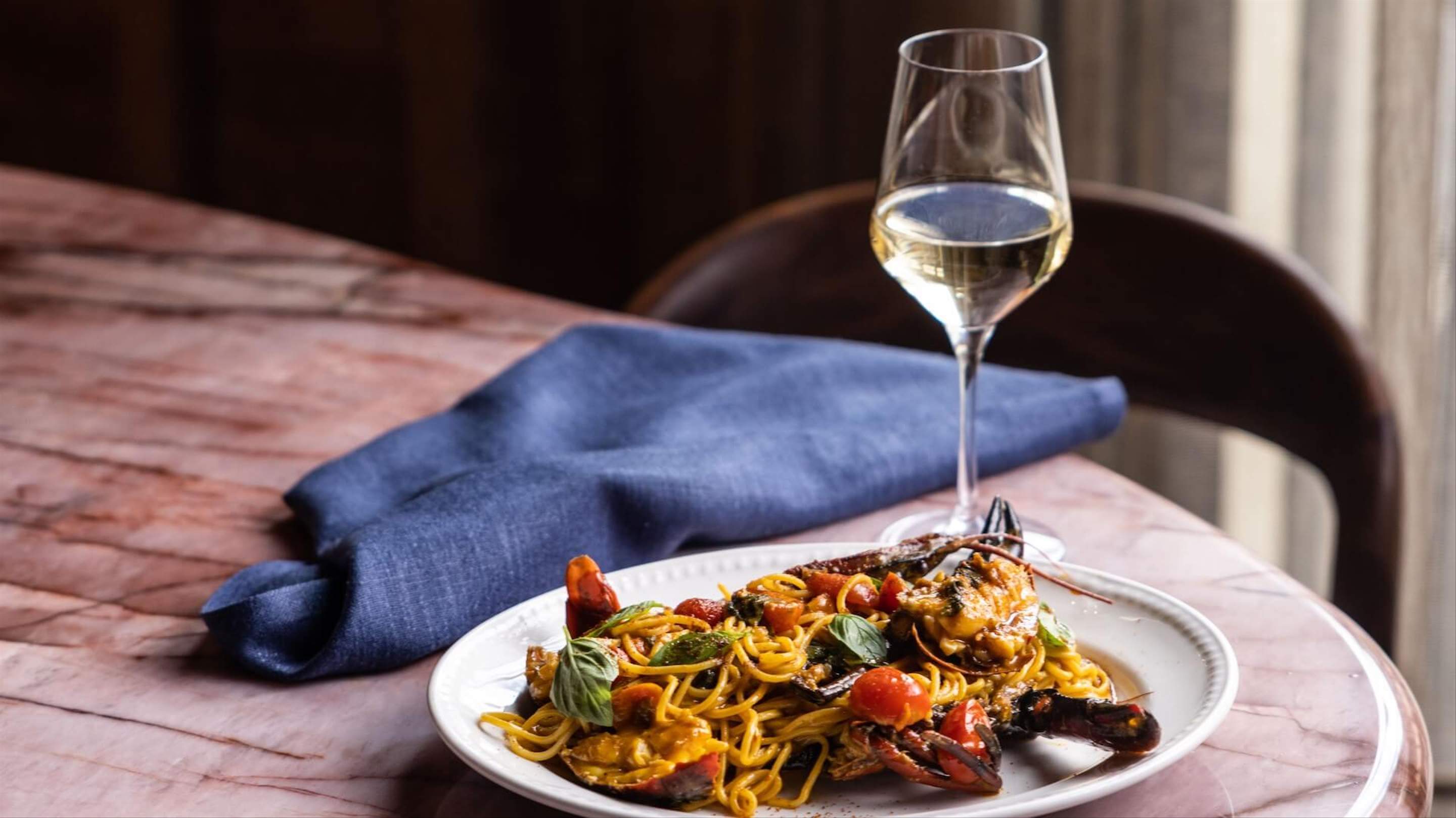 Hinchcliff House, Sydney Review