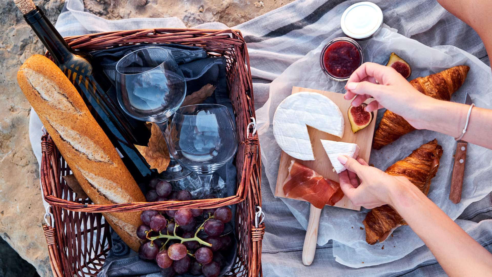 Tenth Muse, Stanmore Review