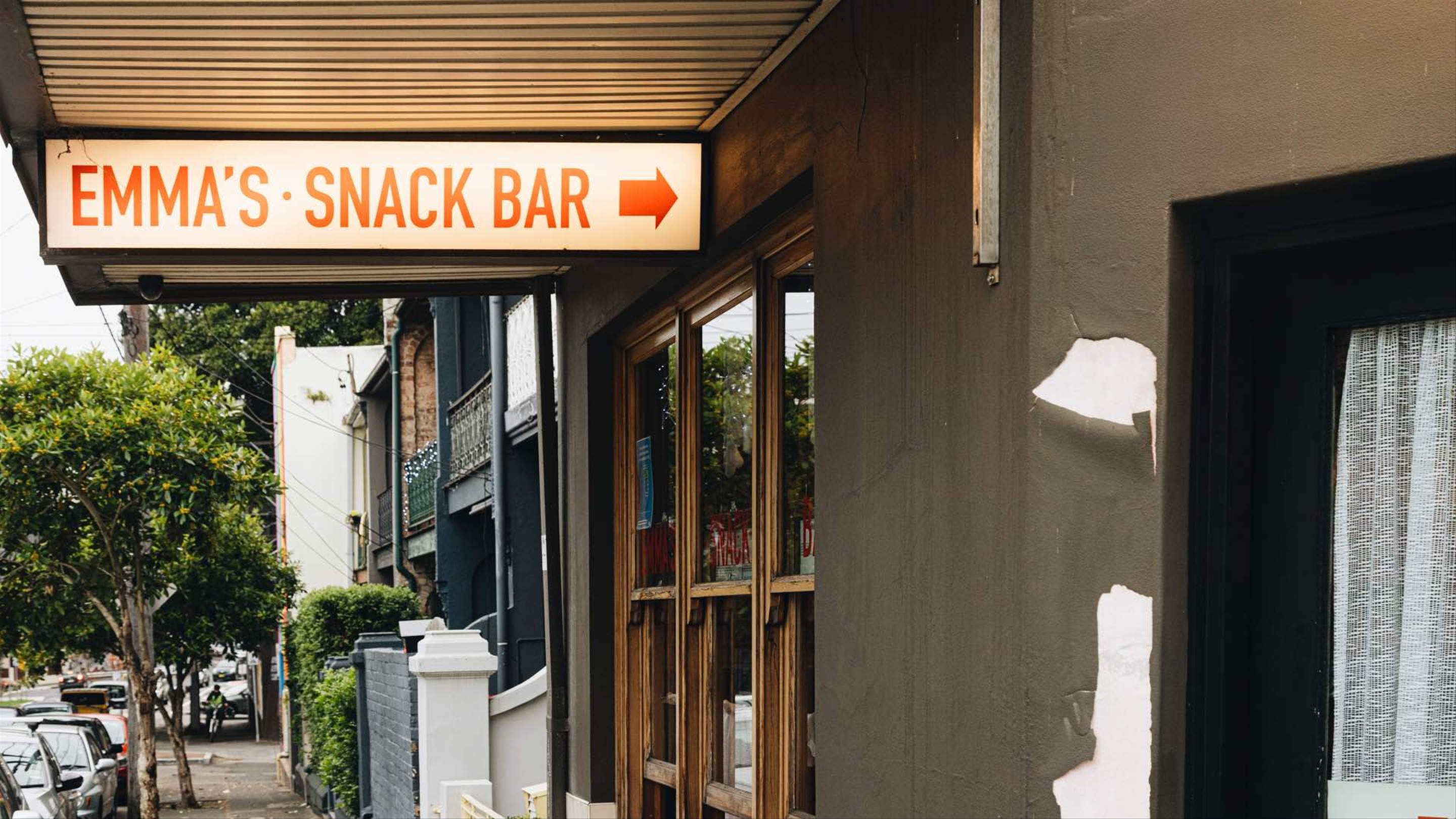 Emma's Snack Bar, Enmore Review