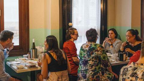 Emma's Snack Bar, Enmore Review