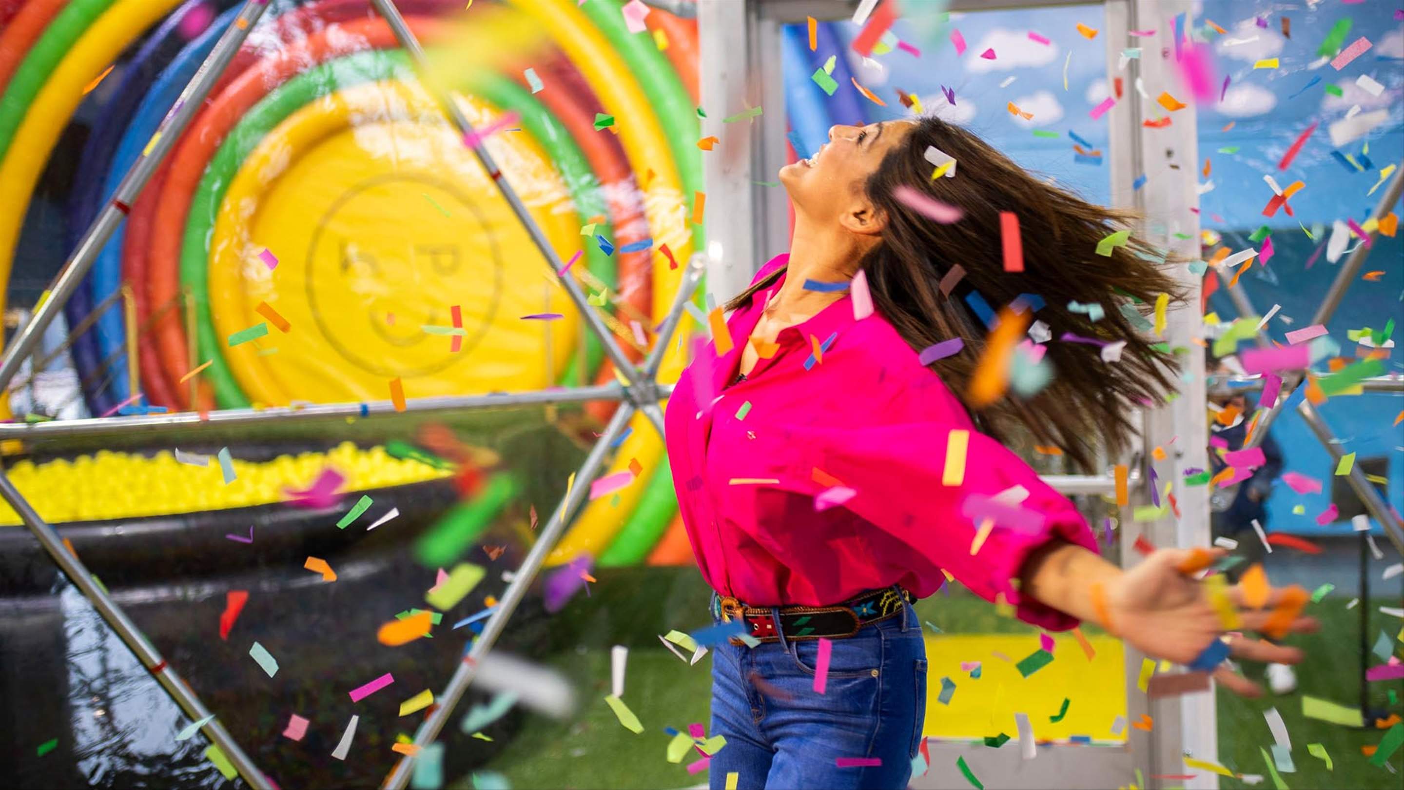 Extremely Photogenic Pop-Up 'Happy Place' Is Bringing Its OTT ...