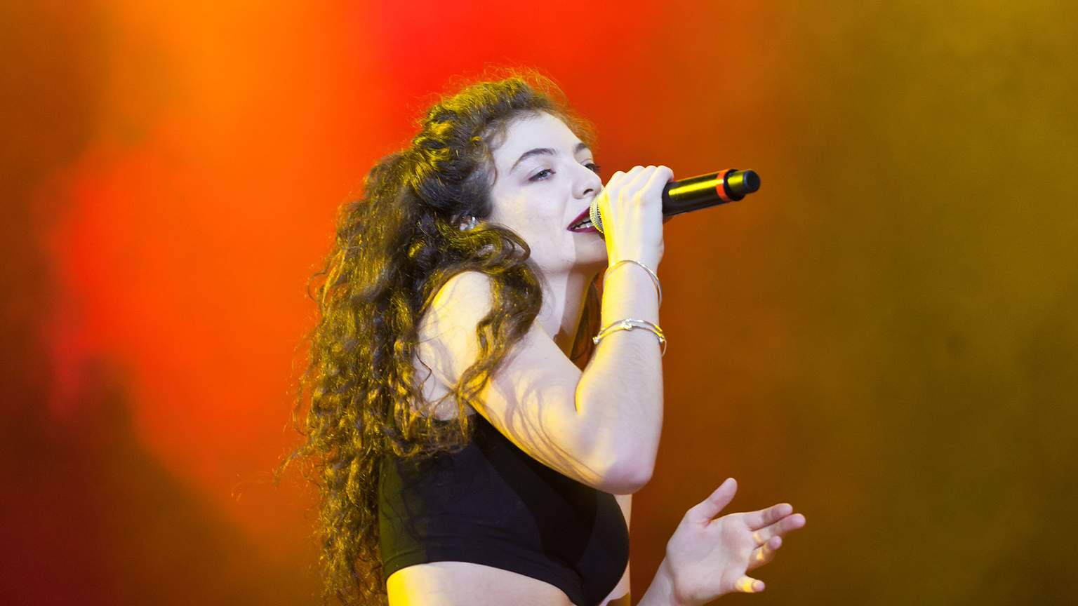 Lorde: Solar Power World Tour 2023 - Concrete Playground