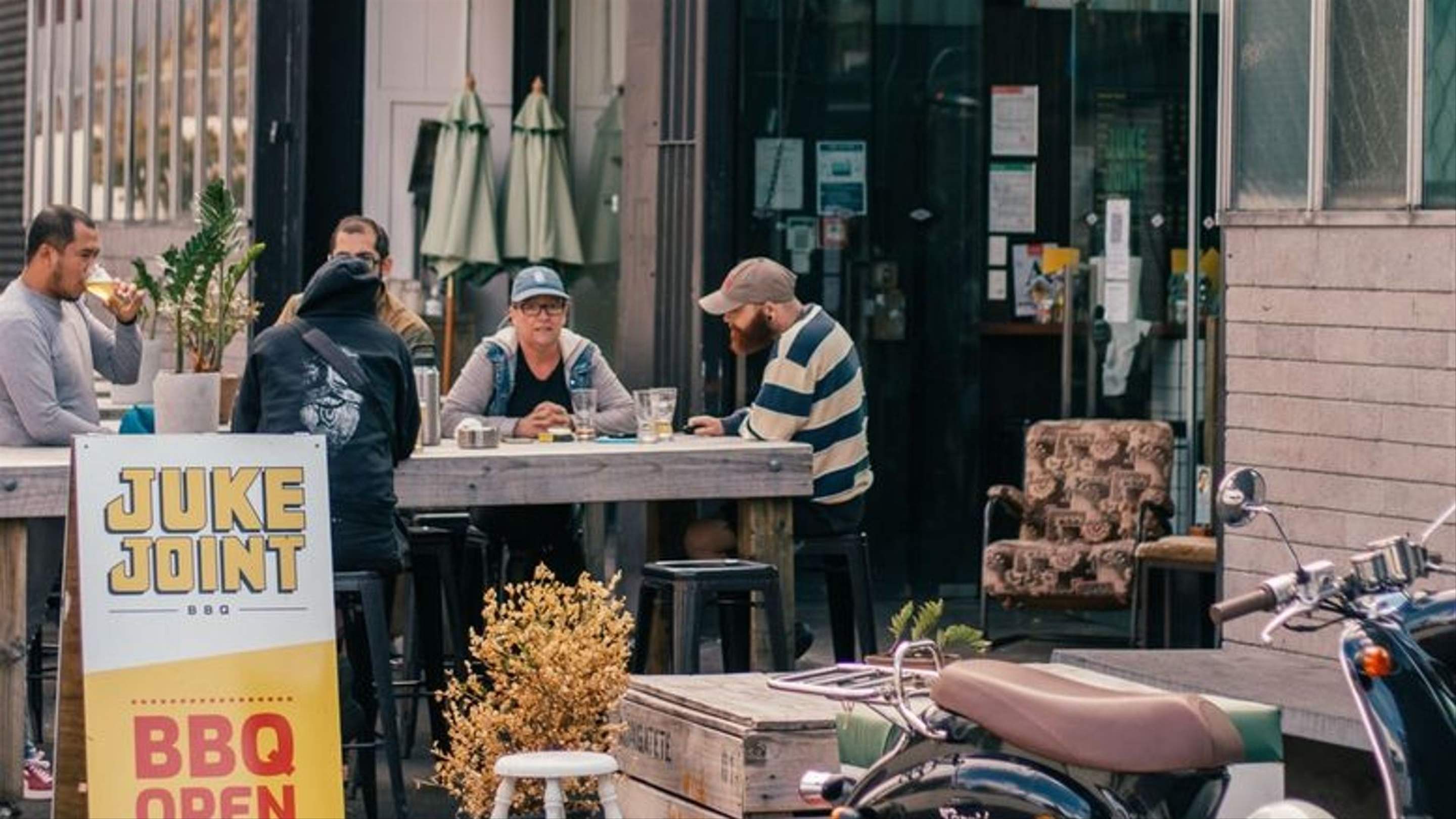 Juke Joint Bottomless Fried Chicken - Concrete Playground