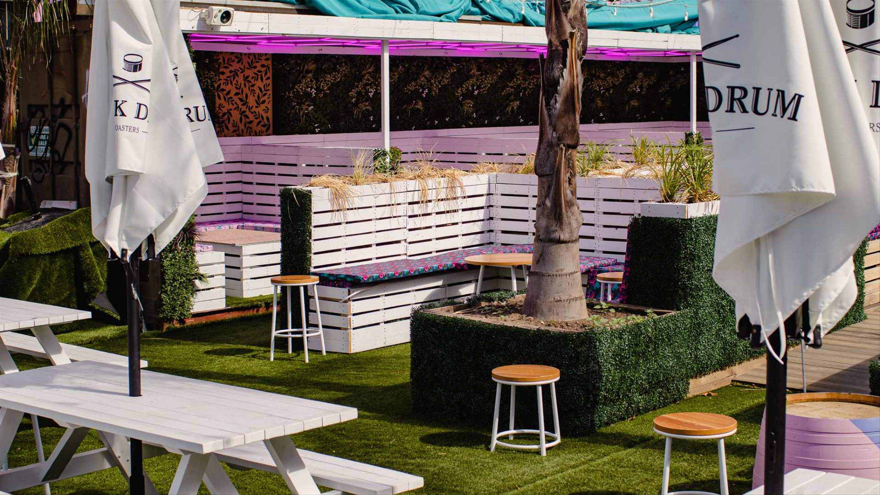 Pink Lemonade Is Richmond's Effervescent New Outdoor Bar and Food Truck ...