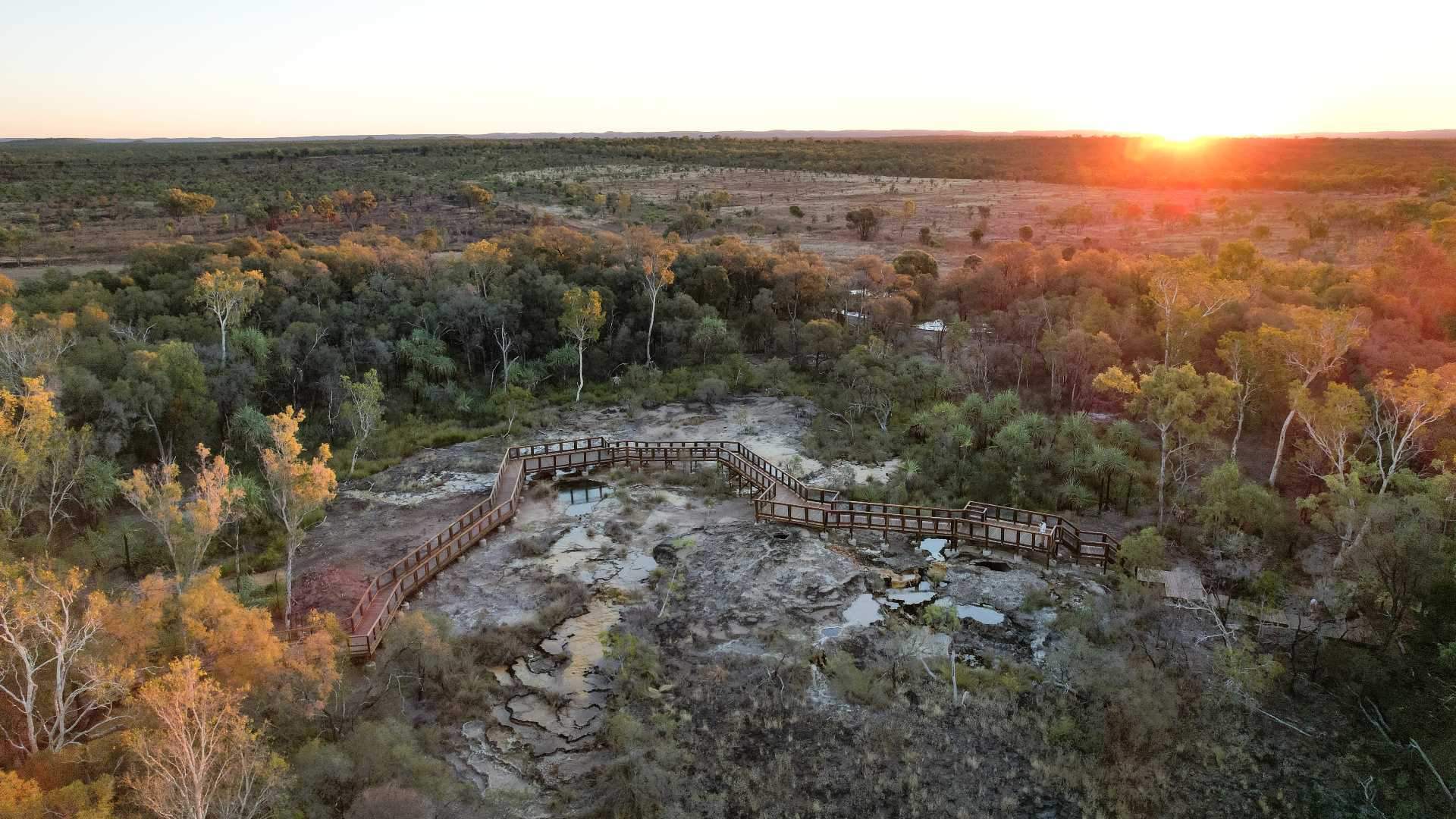 Talaroo Hot Springs - Concrete Playground
