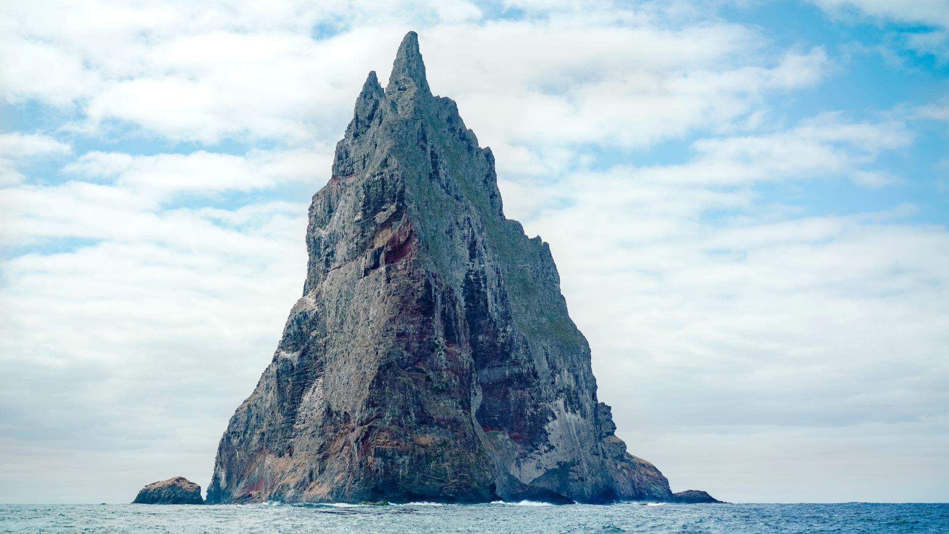 Ball's Pyramid - Concrete Playground