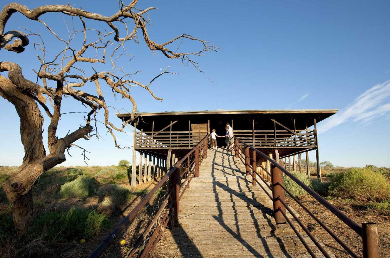 Emu Lake Campground - Concrete Playground