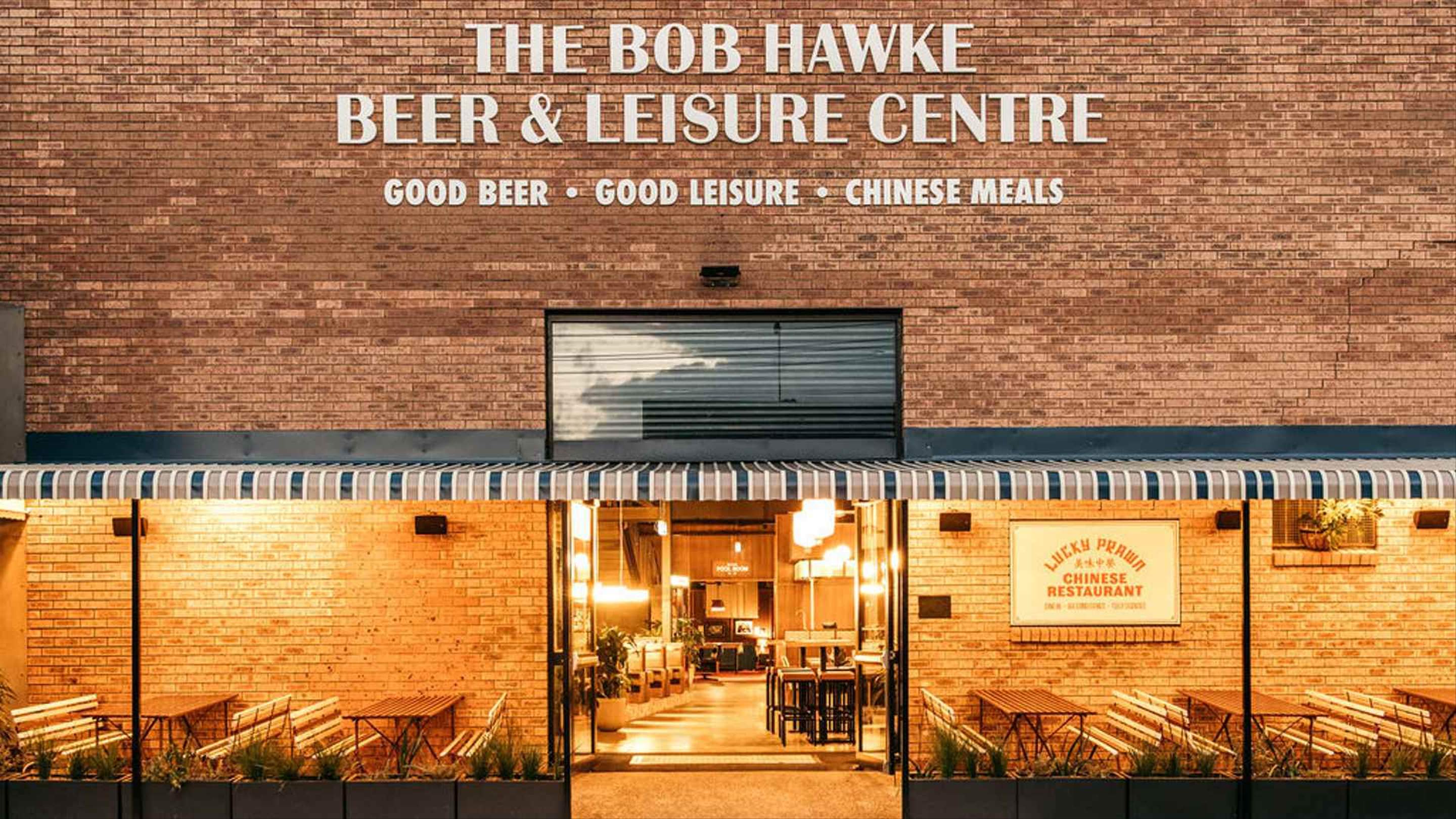 Hawke's Brewery Is Now Home to a 120kg Big Golden Prawn - Concrete ...